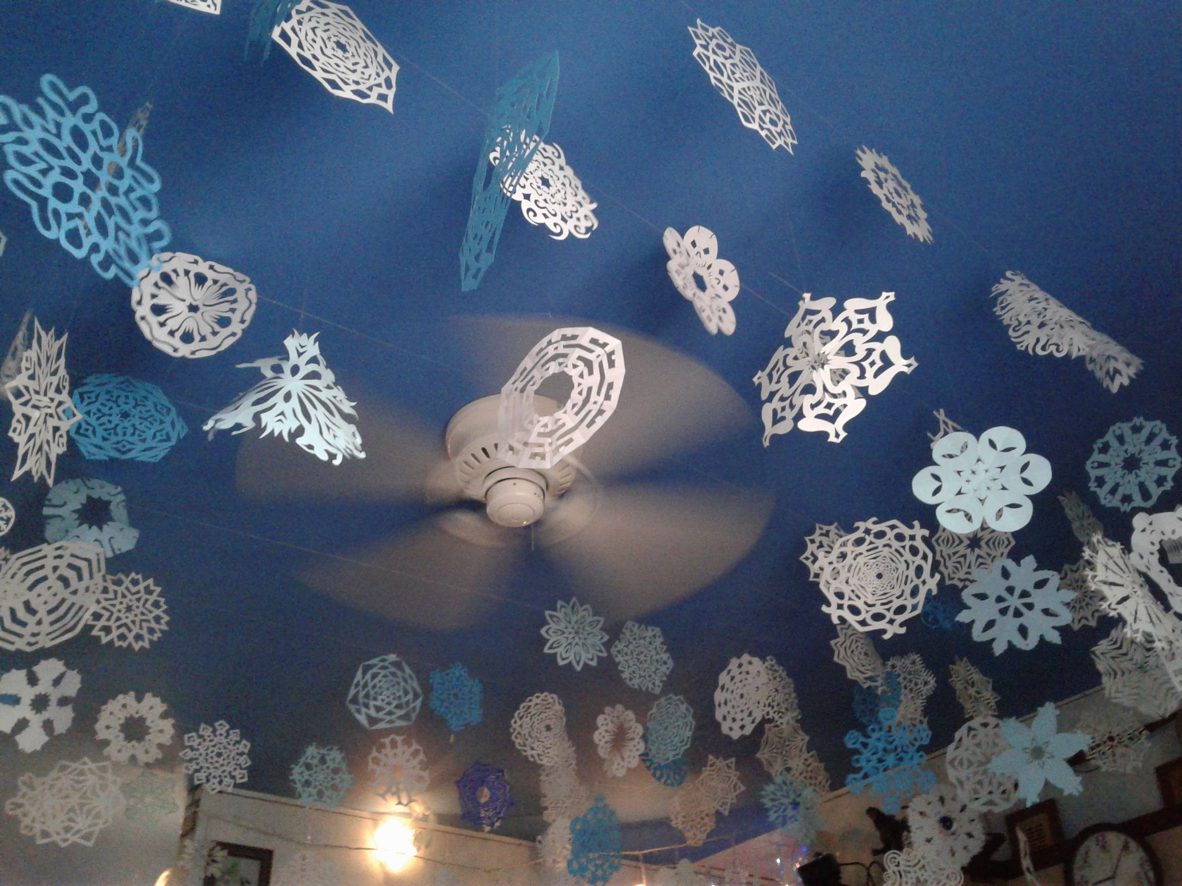 Taking Your Paper Snowflakes to the Next Level : 8 Steps (with Pictures ...