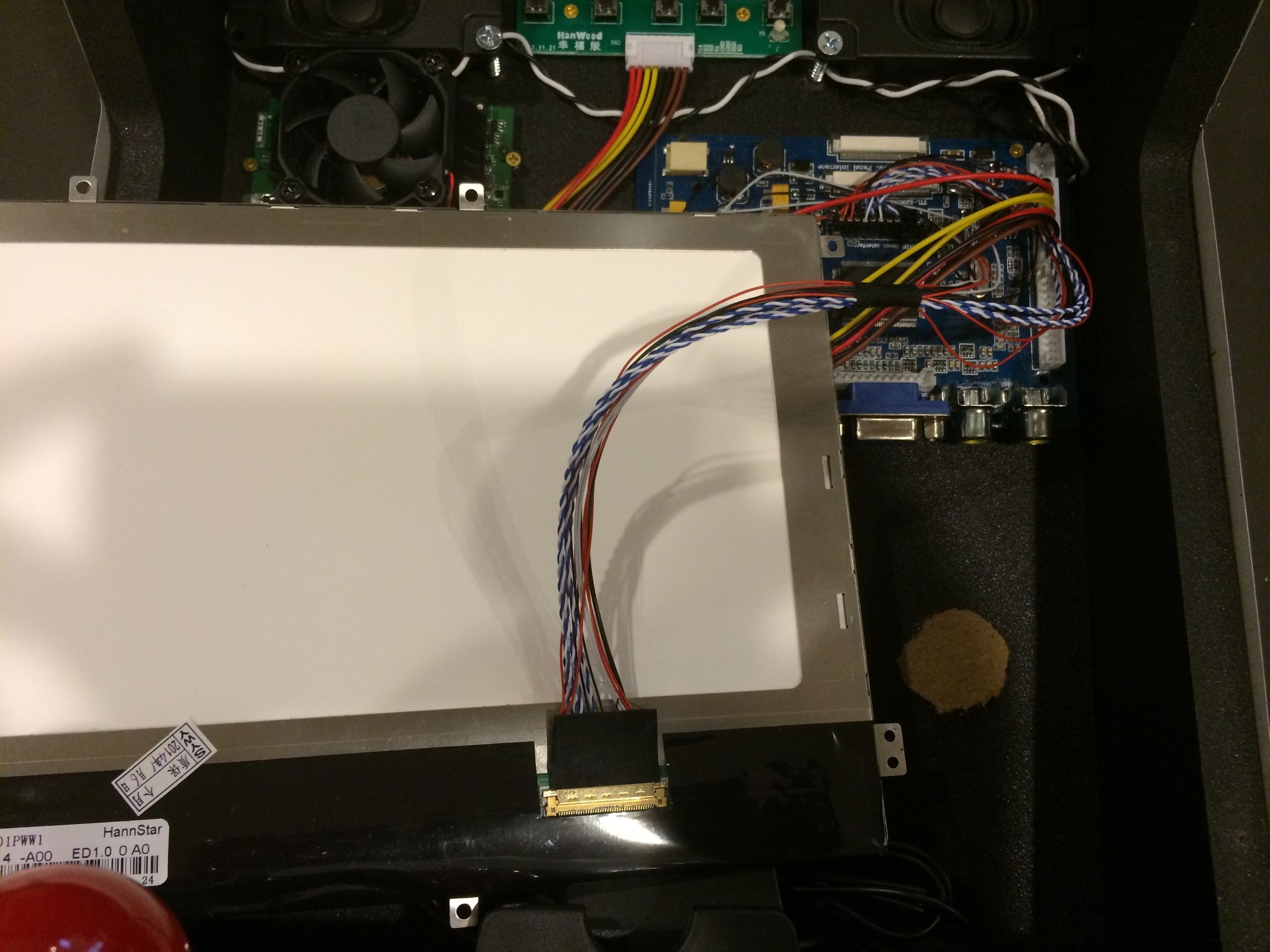 O-Cade: Portable OUYA Mini-Arcade Cabinet With Mobile Charging Station ...