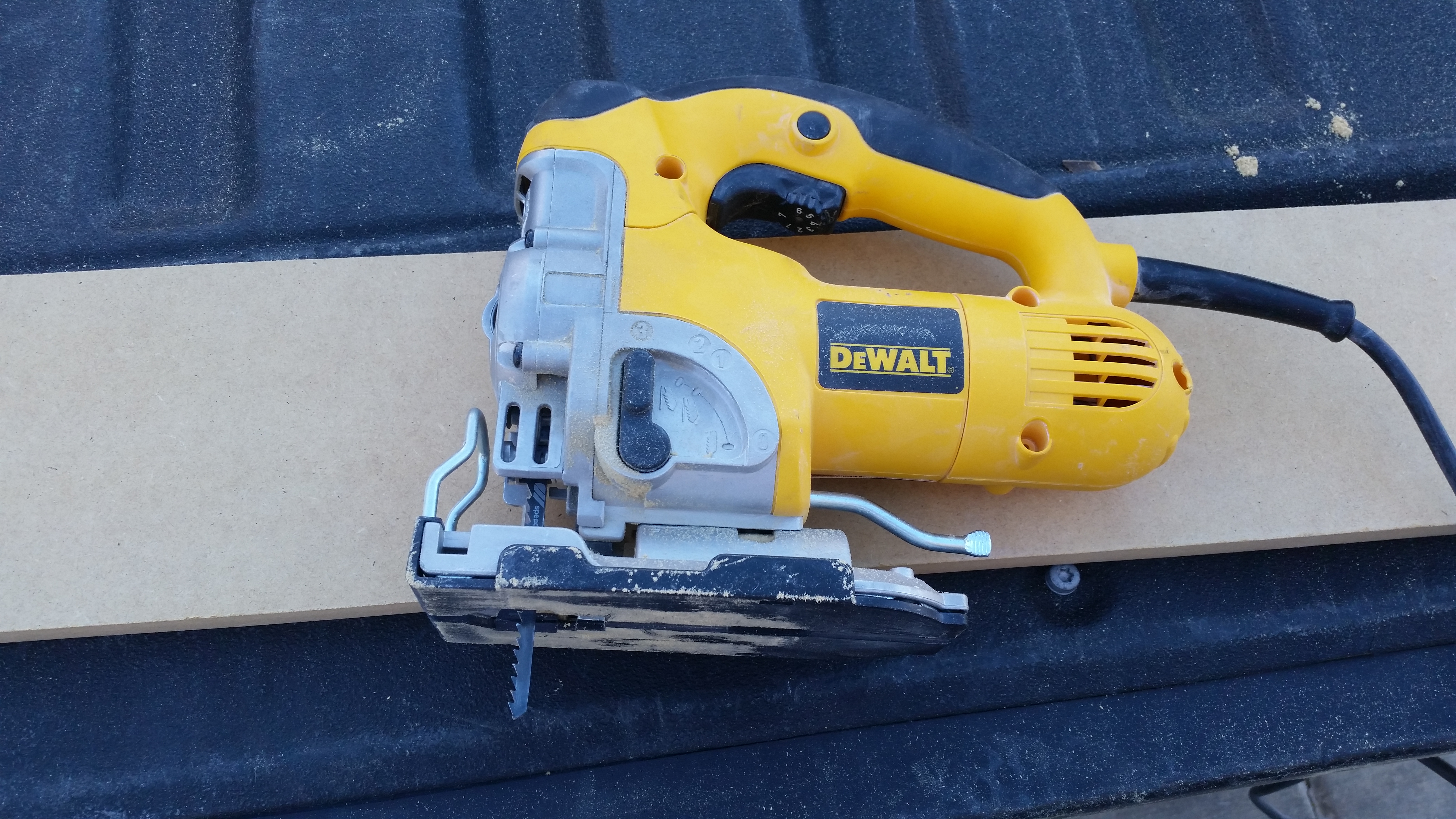 Window Trimming the Easy Way : 10 Steps (with Pictures) - Instructables