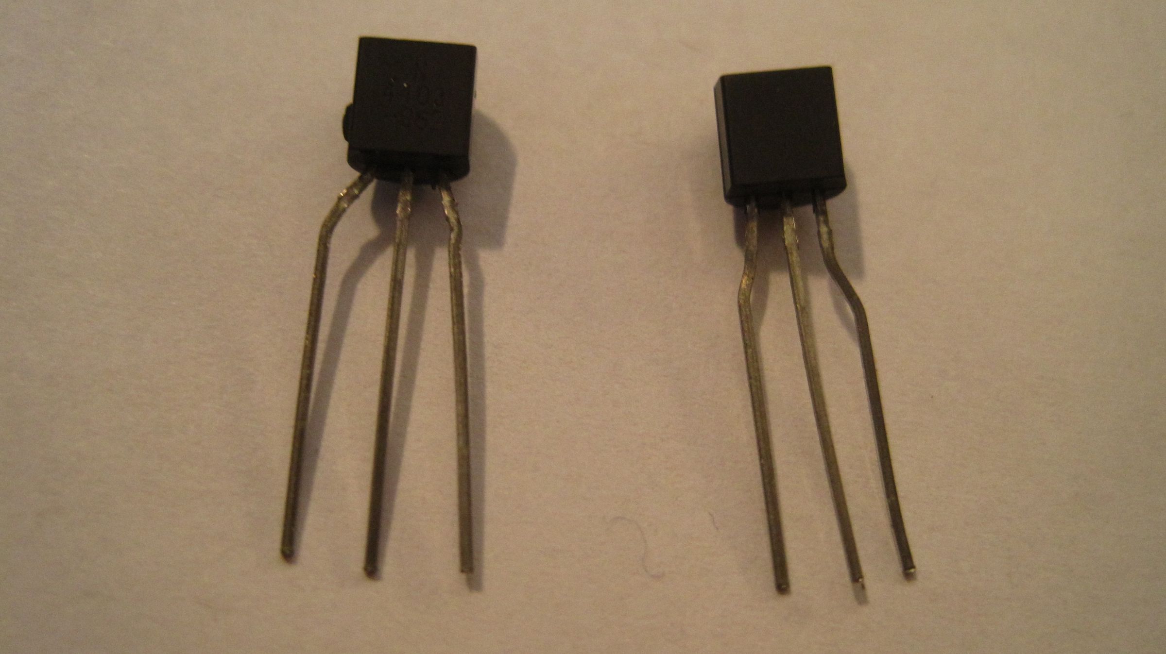 Two Transistor LED Flasher Circuit : 5 Steps - Instructables