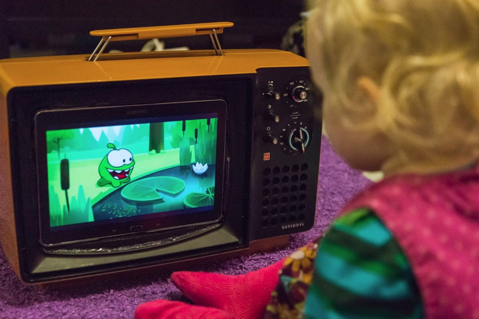 TV Case for Tablet, Retro : 4 Steps - Instructables