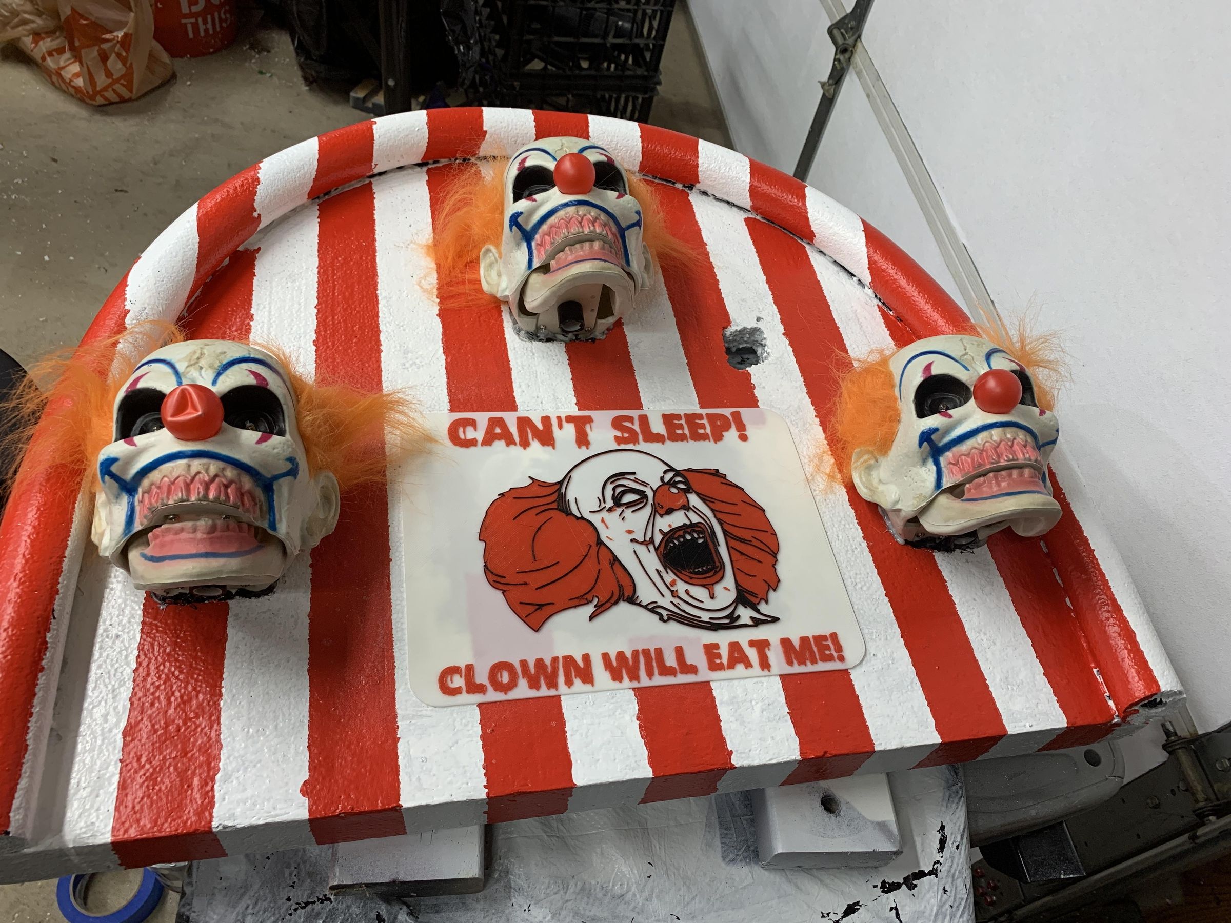 Animated Clown Sign : 7 Steps - Instructables