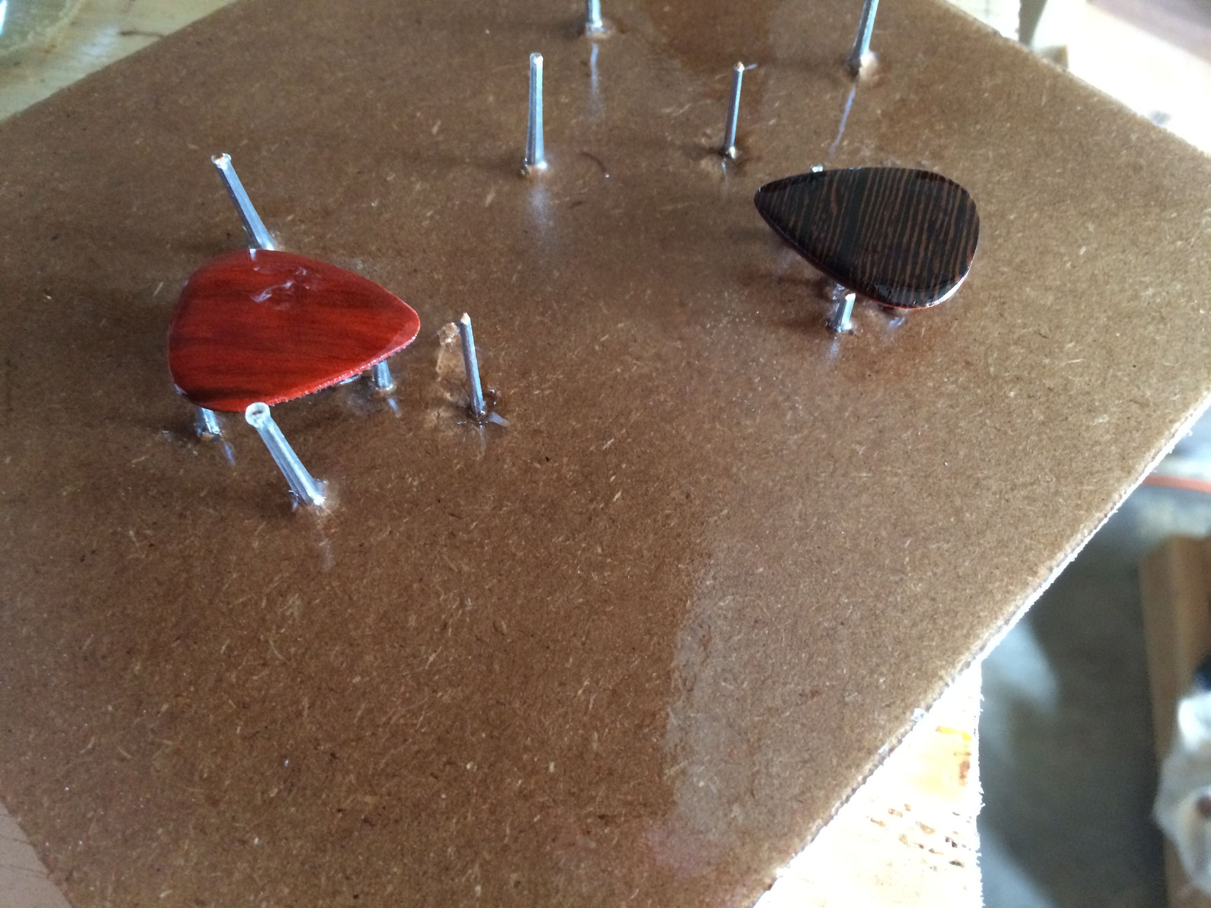 Wooden Guitar Picks : 6 Steps (with Pictures) - Instructables