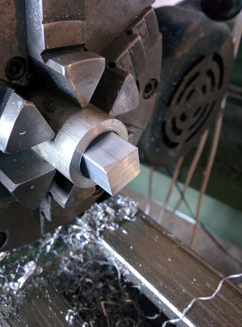 How to Make and Use a Pot Chuck for Your Lathe : 7 Steps (with Pictures ...