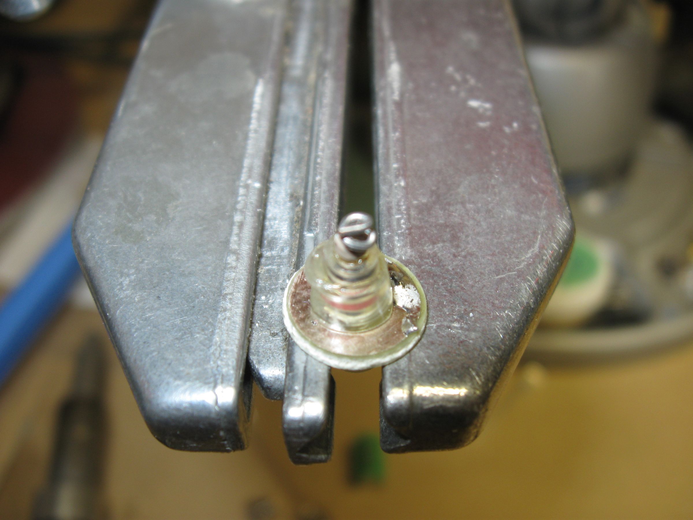 Lightsaber Knitting Needles : 4 Steps (with Pictures) - Instructables