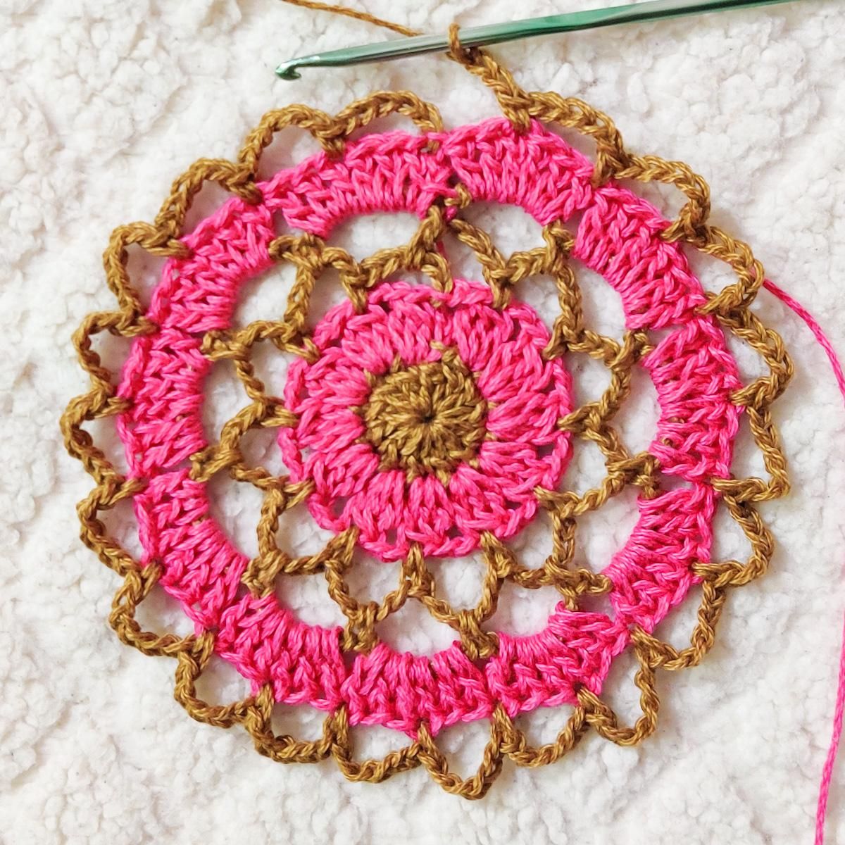 Ruffled Mini Flower Doily : 10 Steps (with Pictures) - Instructables