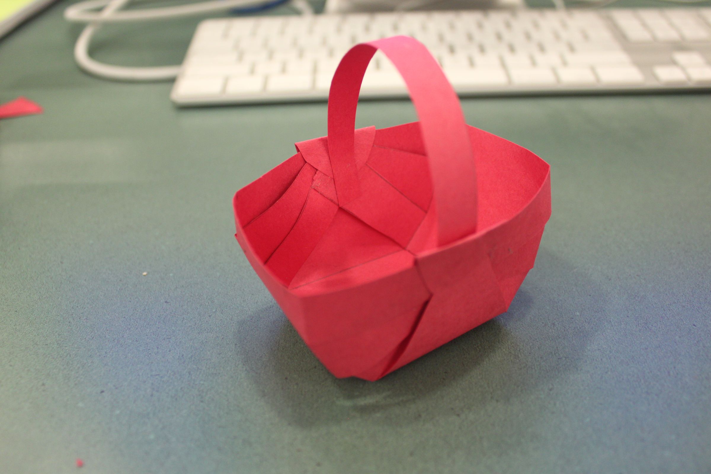 Make a Craft Paper Basket : 6 Steps (with Pictures) - Instructables