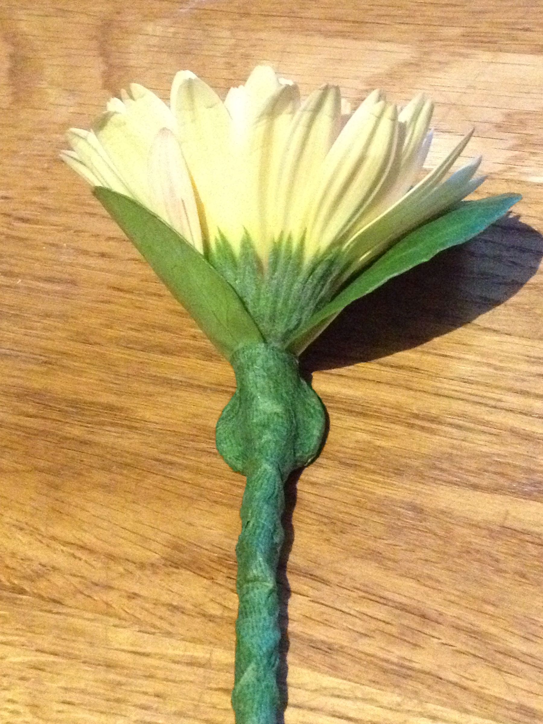 Easy Flower Corsages (Using Magnets) : 6 Steps - Instructables