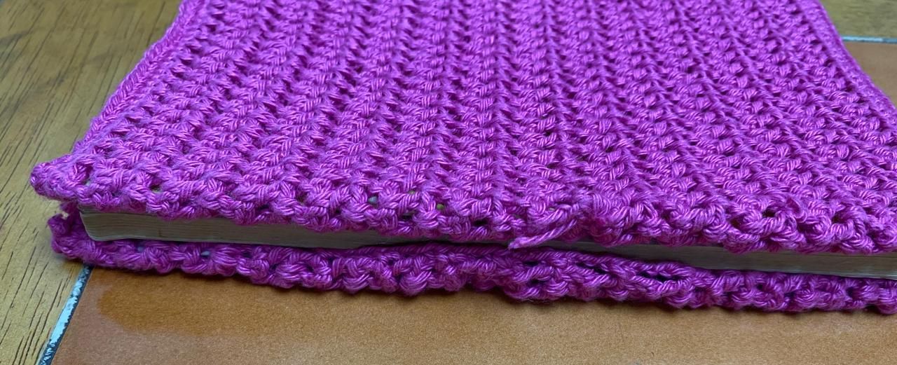 Simple & Easy Crochet Book Cover : 7 Steps - Instructables
