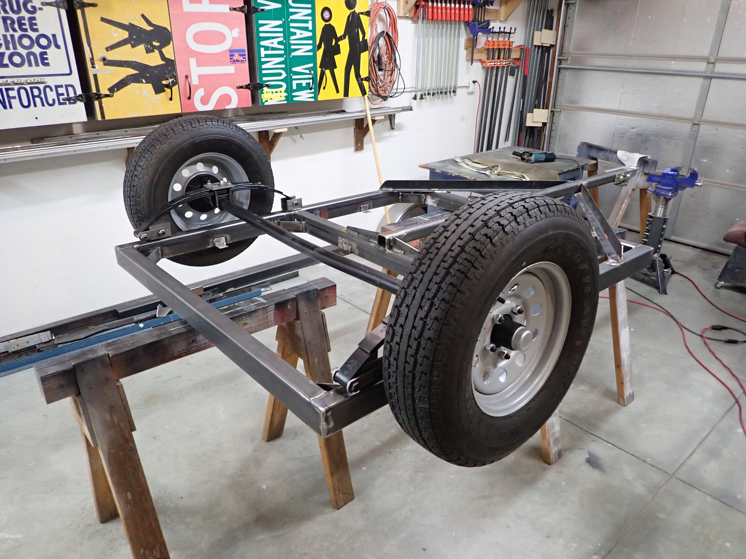 Retro-Style Camping Gear Trailer : 8 Steps (with Pictures) - Instructables