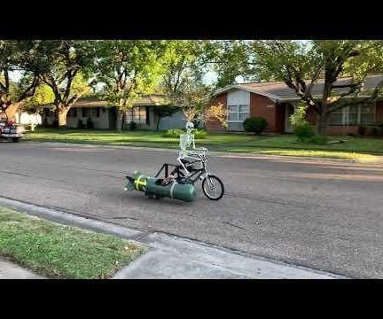 The Bike Riding Skeleton : 9 Steps (with Pictures) - Instructables
