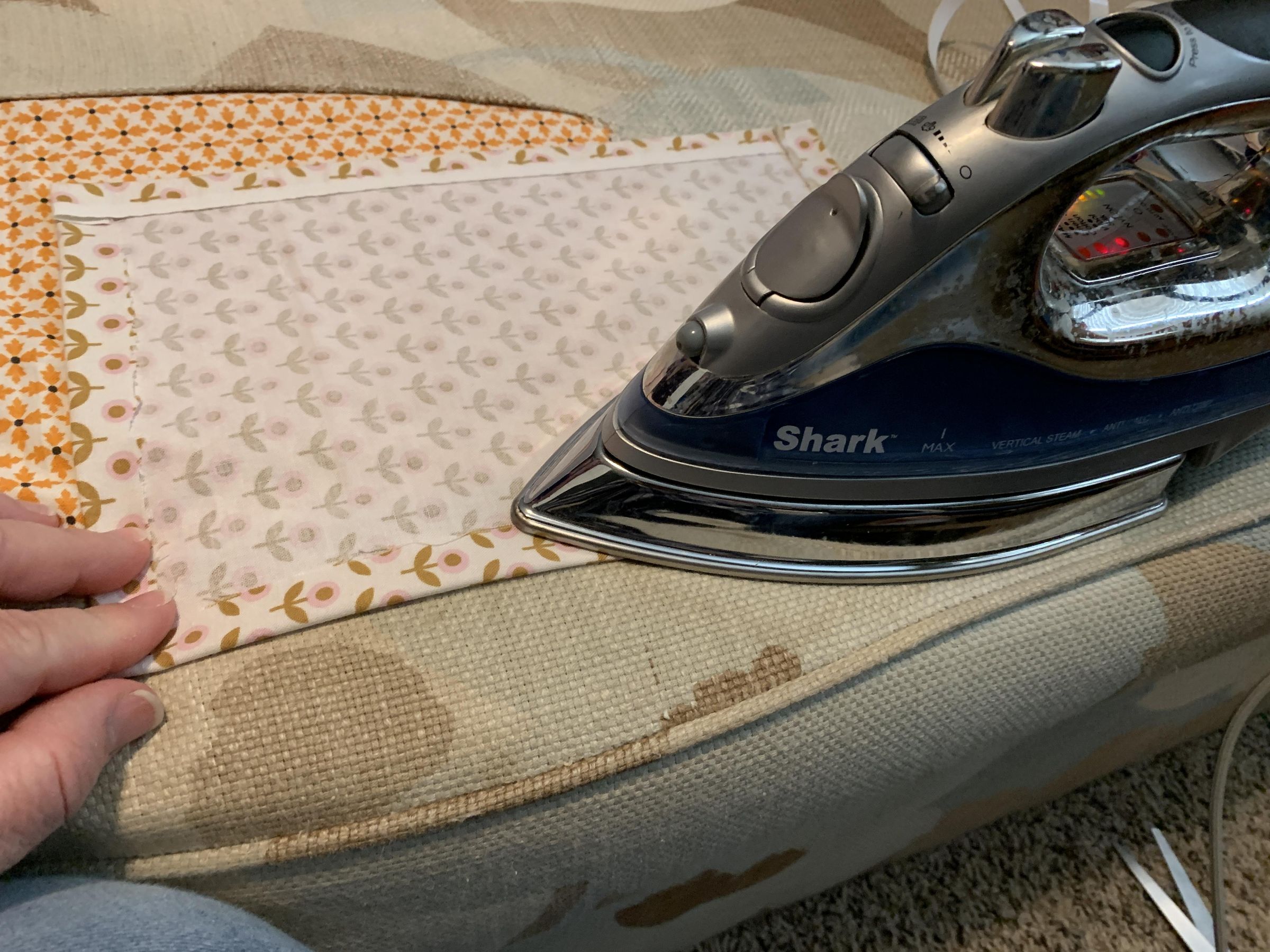 Repair Fabric Ottoman : 6 Steps (with Pictures) - Instructables