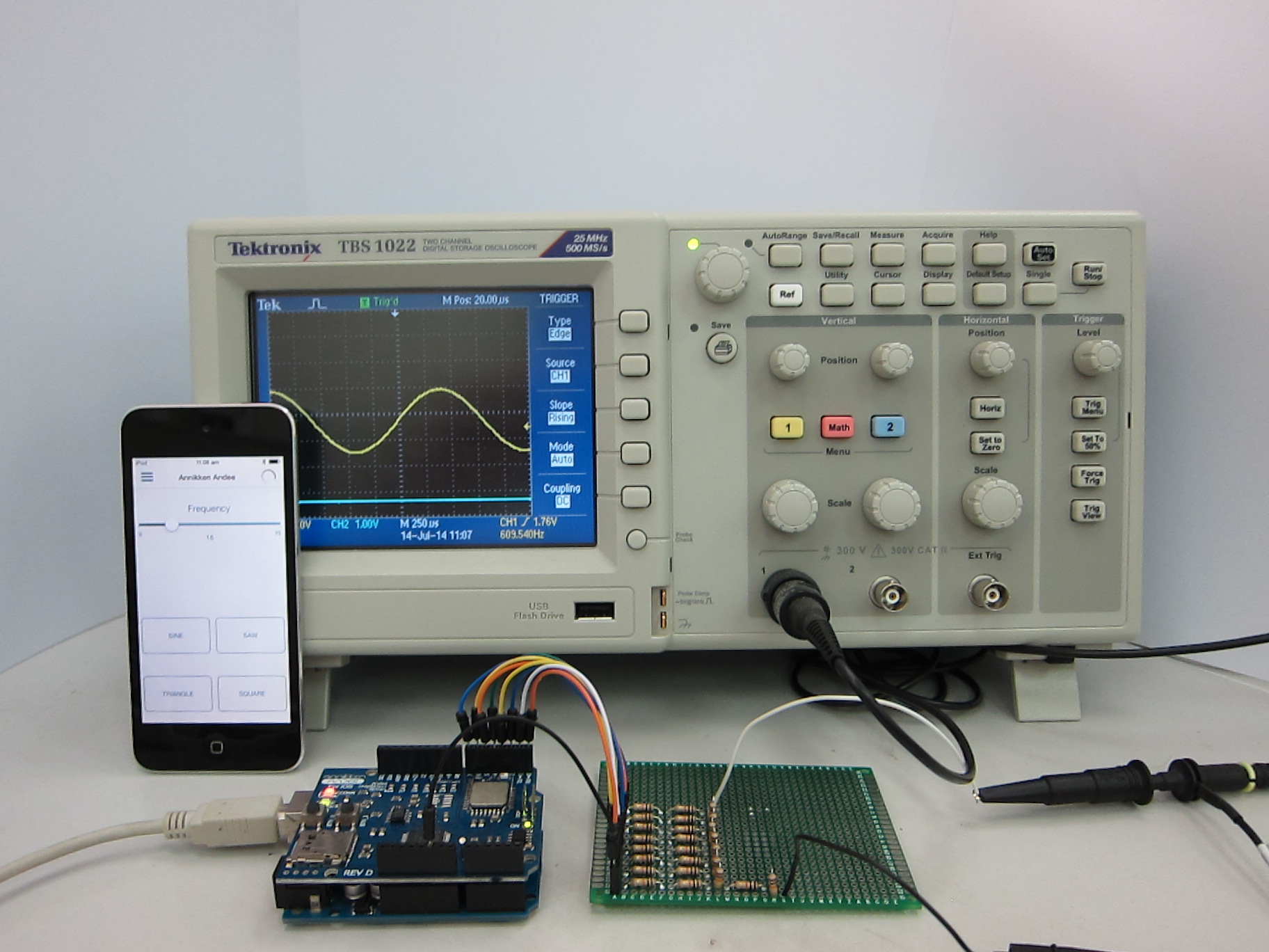 IOS-Controlled Arduino Waveform Generator : 10 Steps (with Pictures ...