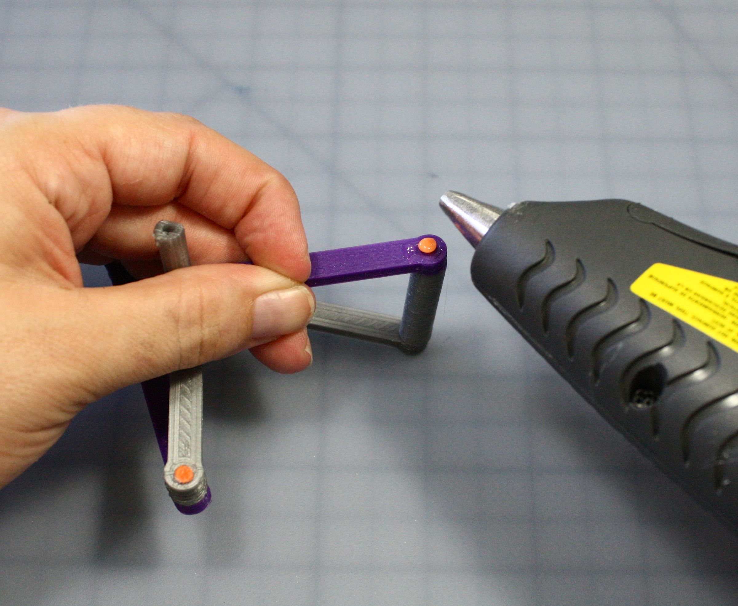 Mechanical Art Bots: Four-Bar Linkage Mechanism : 8 Steps (with ...