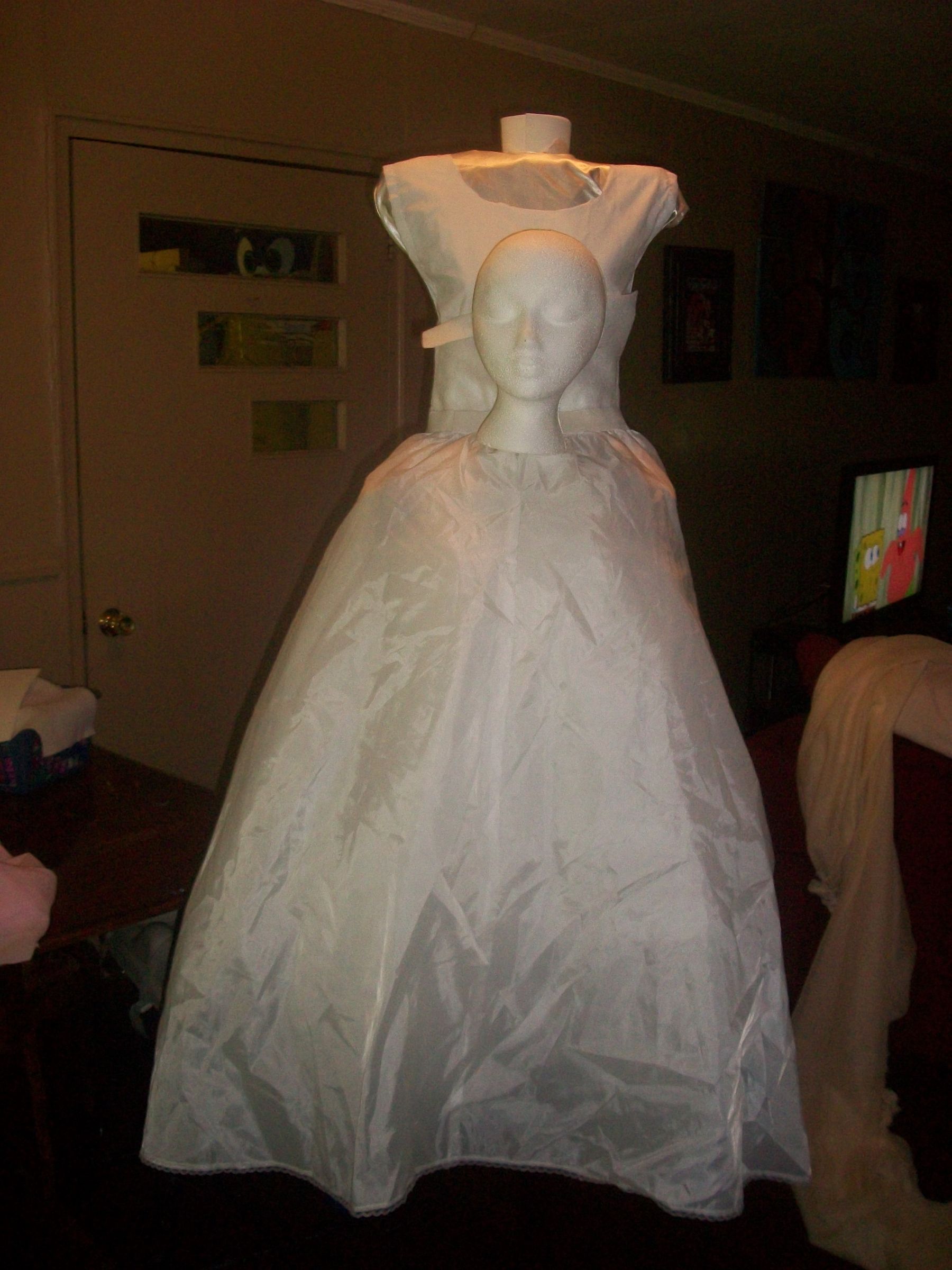 The Headless Woman Illusion Costume : 7 Steps - Instructables