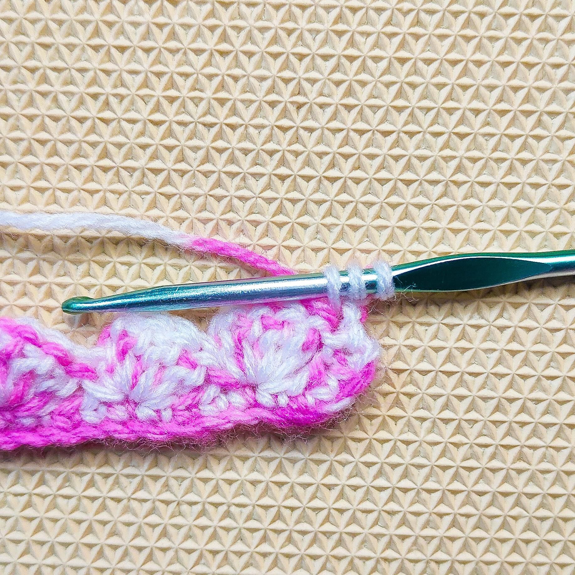 Easiest One Row Repeat Crochet Scarf Pattern : 6 Steps (with Pictures ...