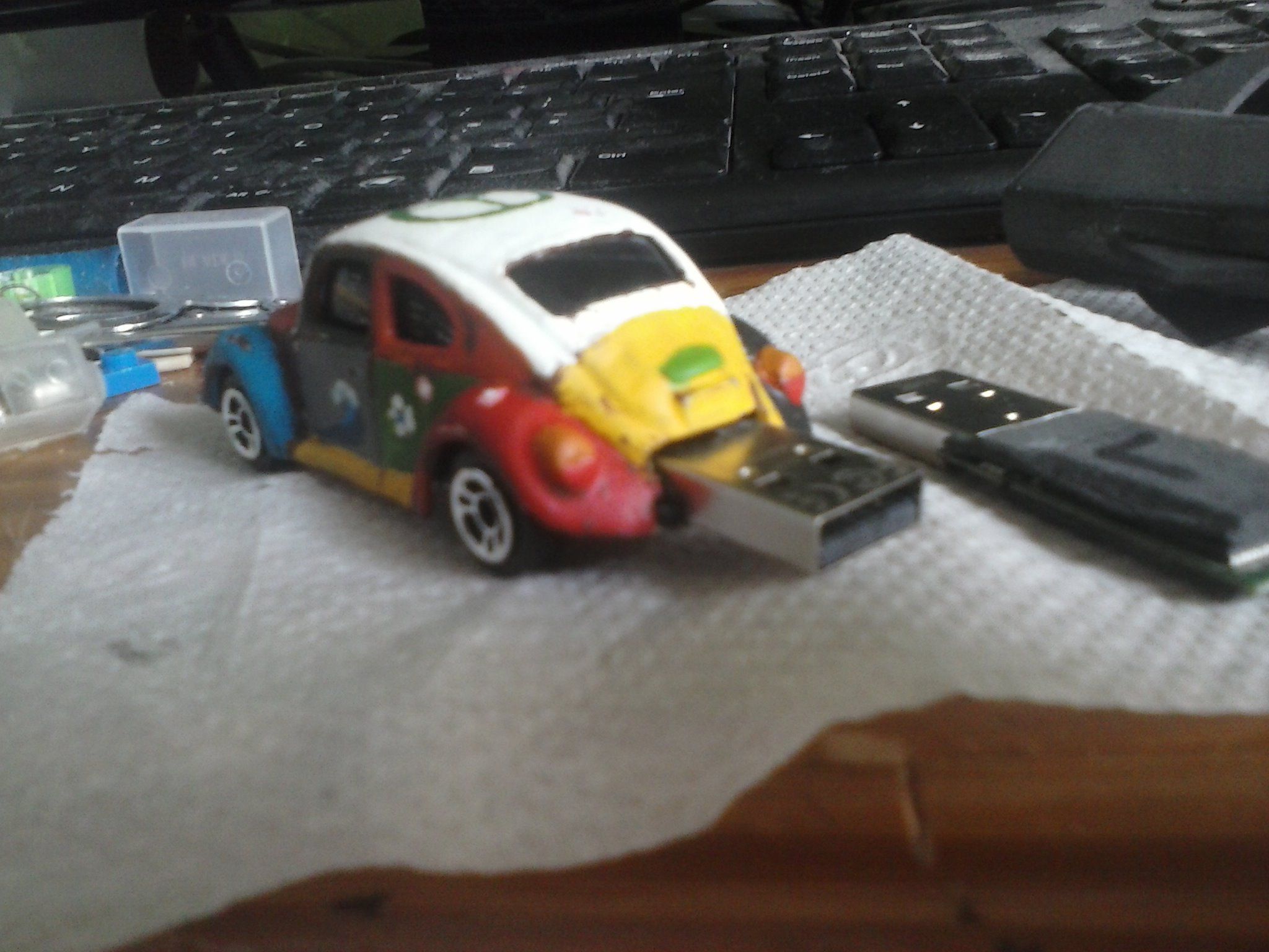 VW Beetle 8GB USB Flash Drive - Instructables