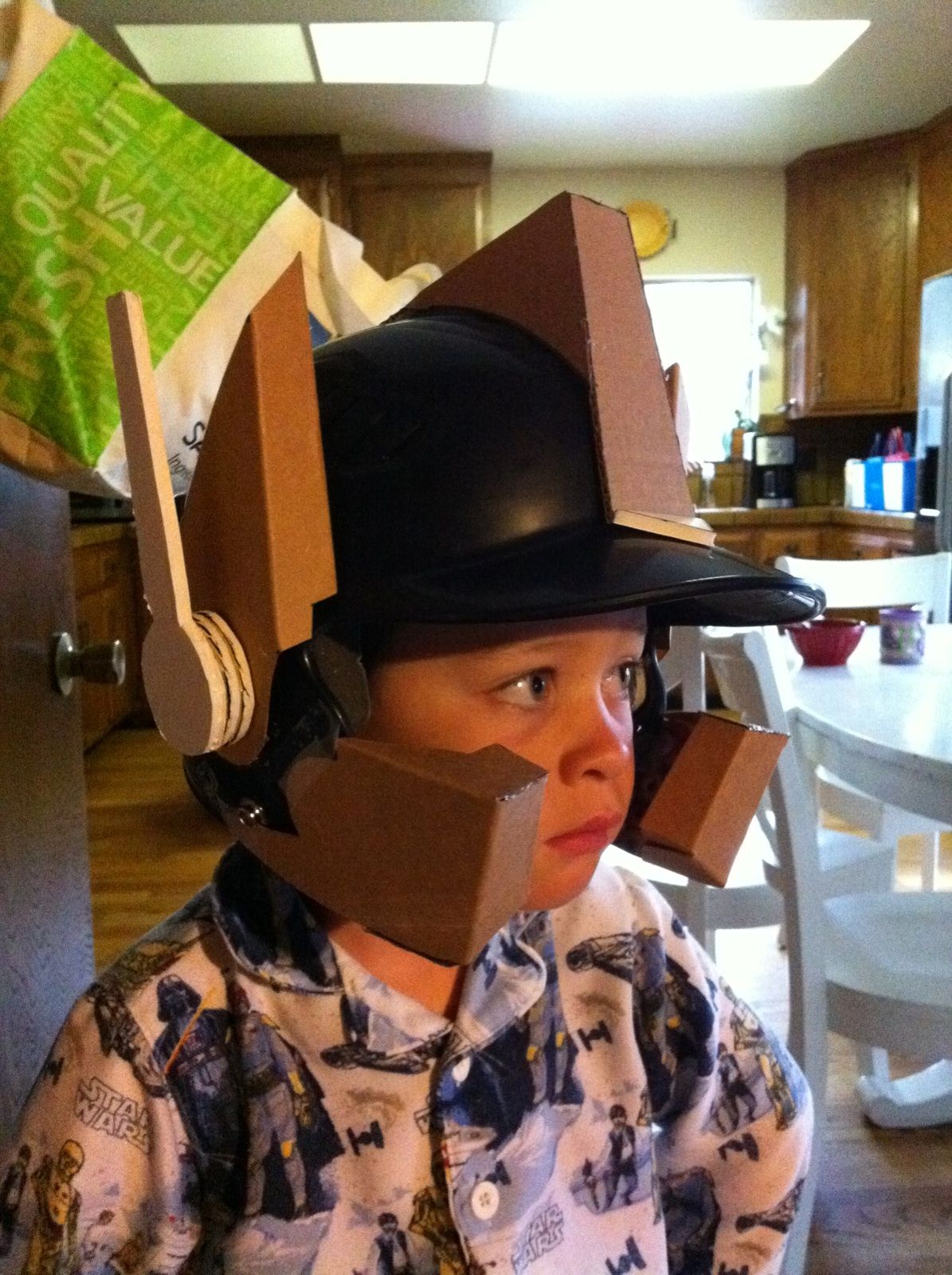 Optimus Prime (G1) Costume : 16 Steps (with Pictures) - Instructables