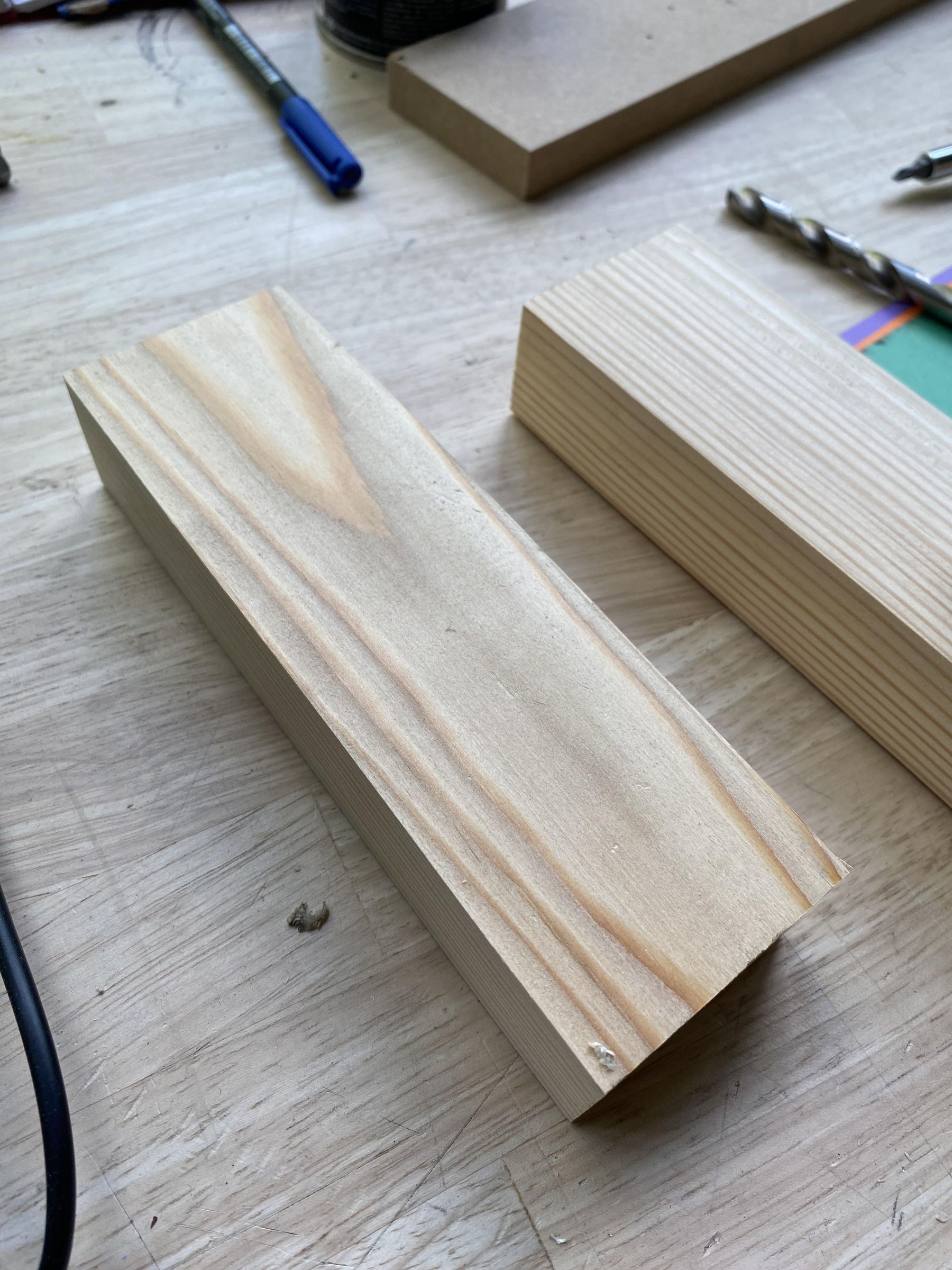 D4E1- Redesign- FLIPPERBOARD : 9 Steps - Instructables