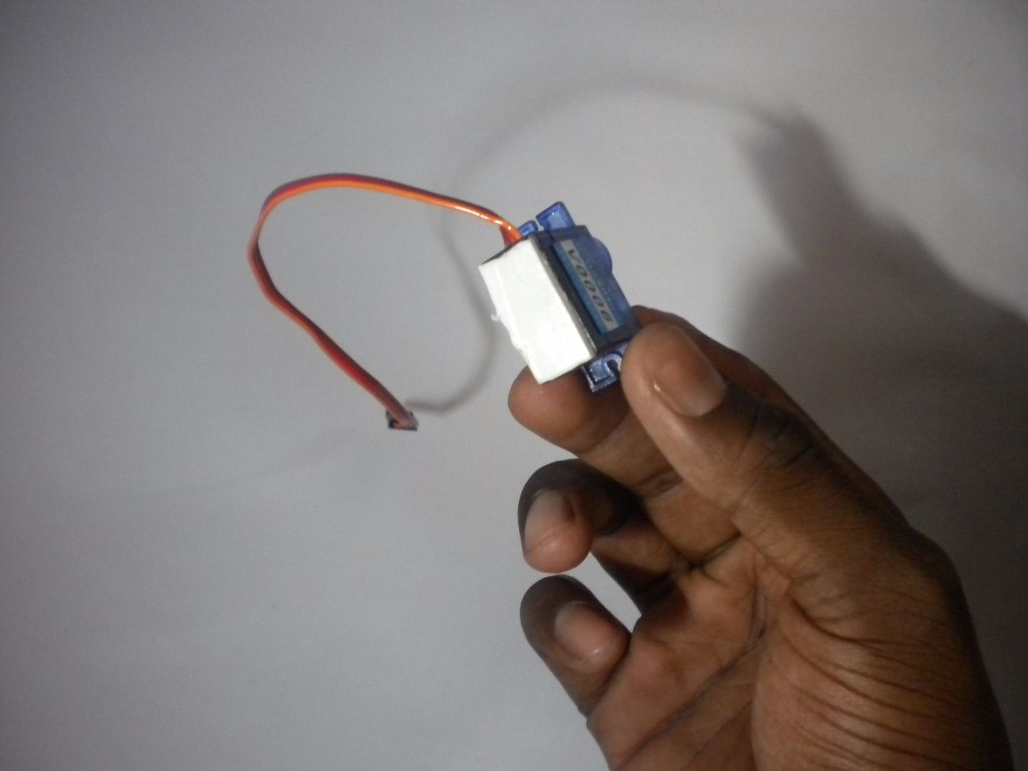 BUILD YOUR OWN INSECT ROBOT USING ARDUINO AND SERVO : 6 Steps ...