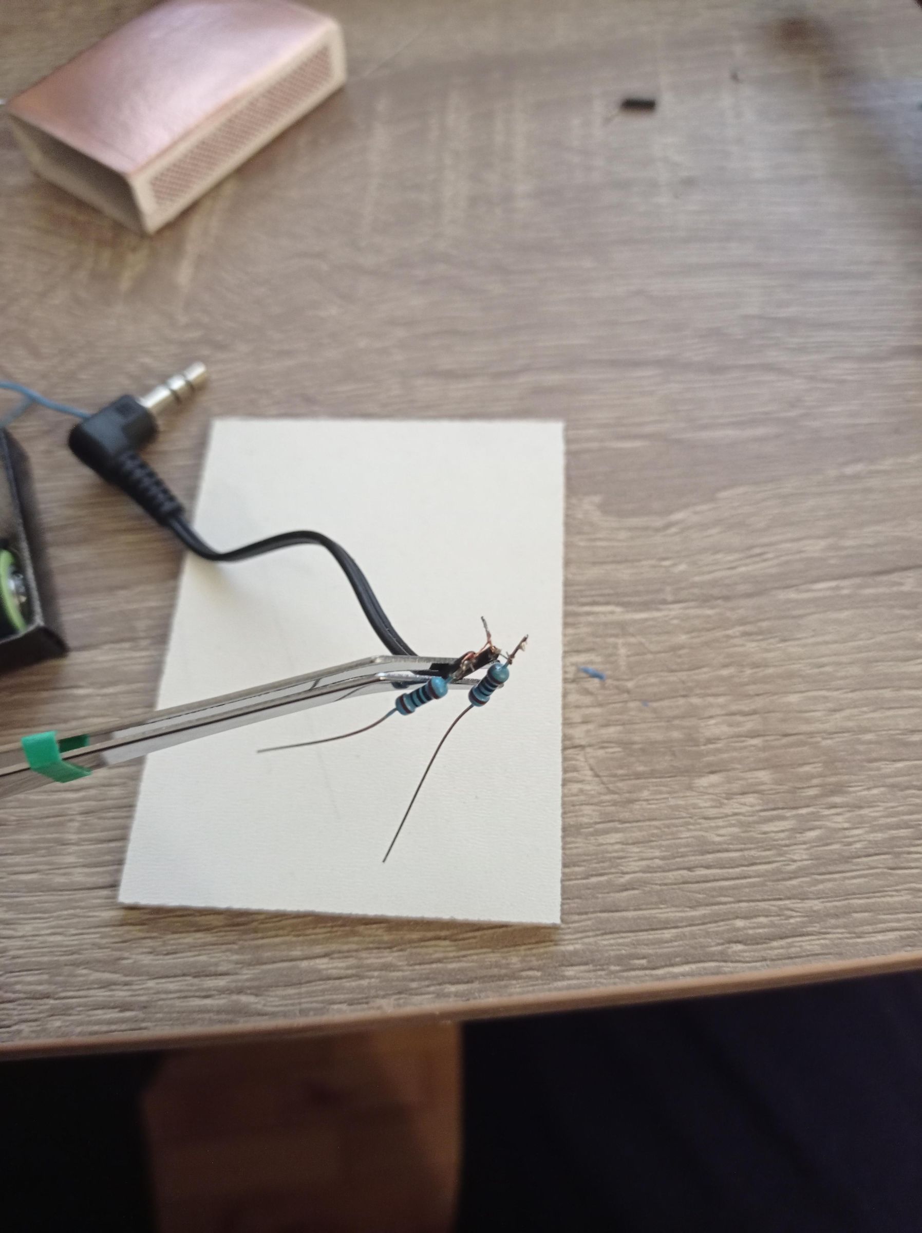 DIY Photophone (transmit Sound Over a Beam of Light) : 18 Steps (with ...