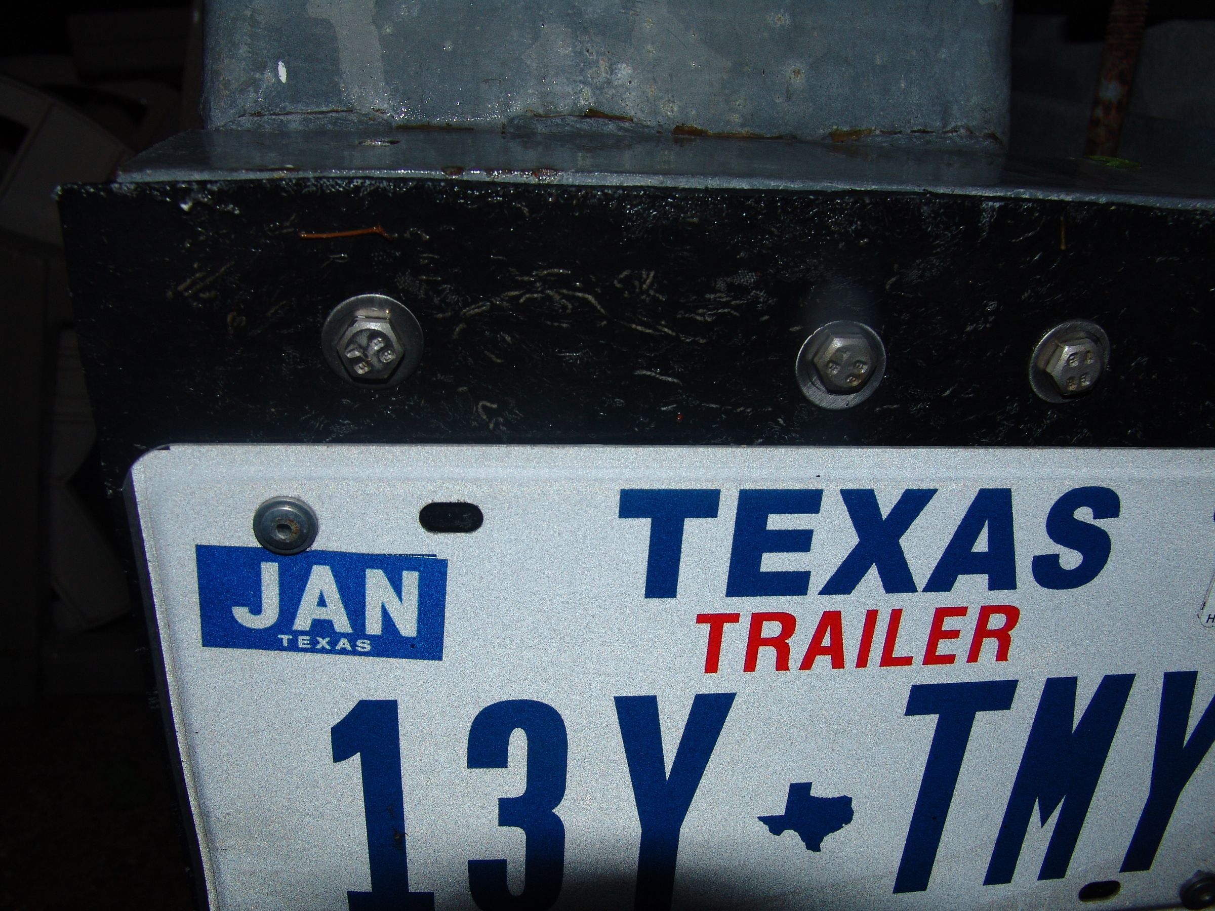 Custom Flexible License Plate Holder : 3 Steps - Instructables