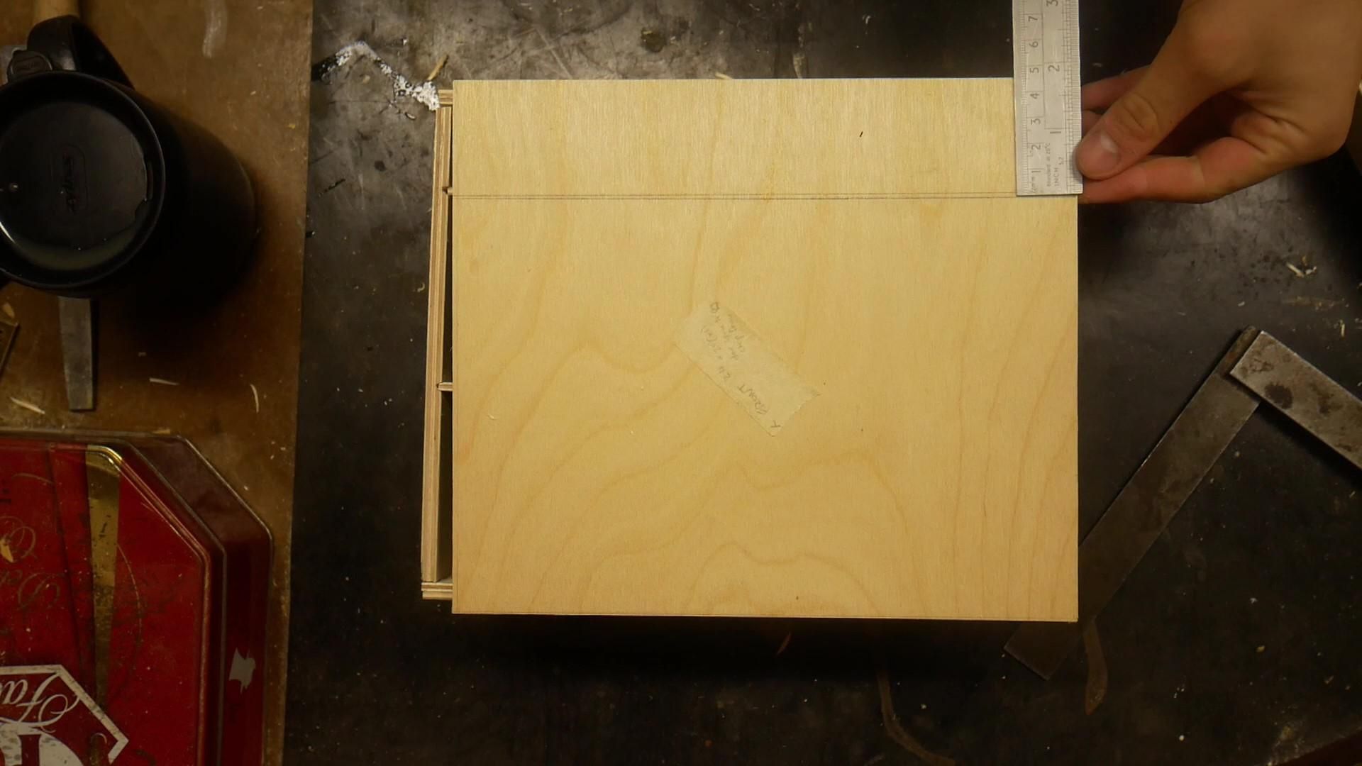 Camera Display Box With Integrated Charger and Reader : 9 Steps (with ...