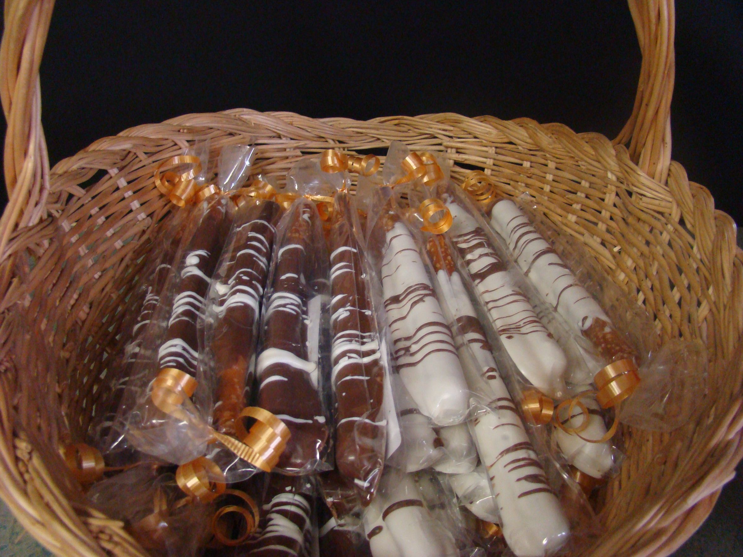 Chocolate Covered Pretzel Rods : 16 Steps (with Pictures) - Instructables