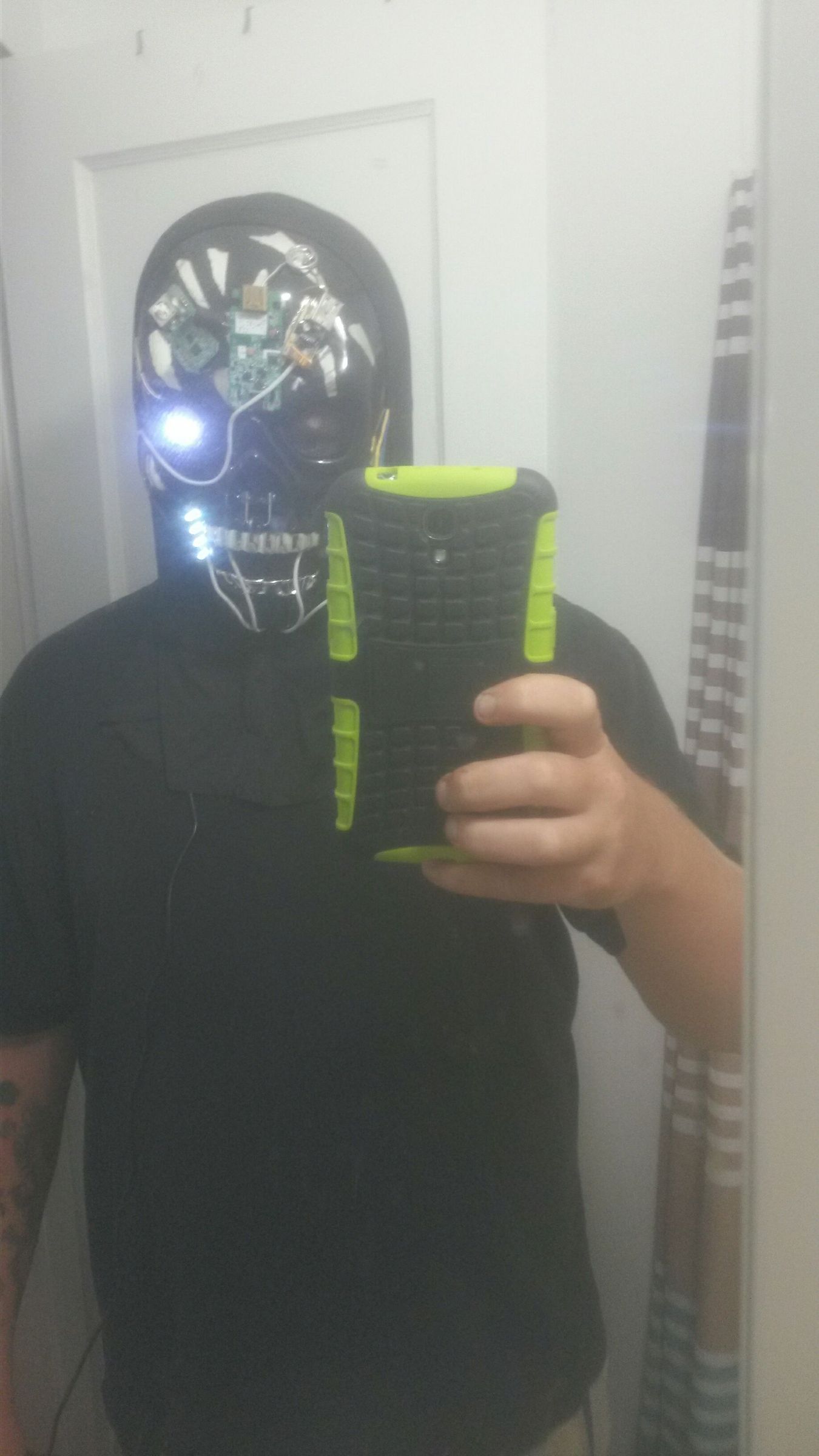 Make a Cyborg Mask : 7 Steps (with Pictures) - Instructables
