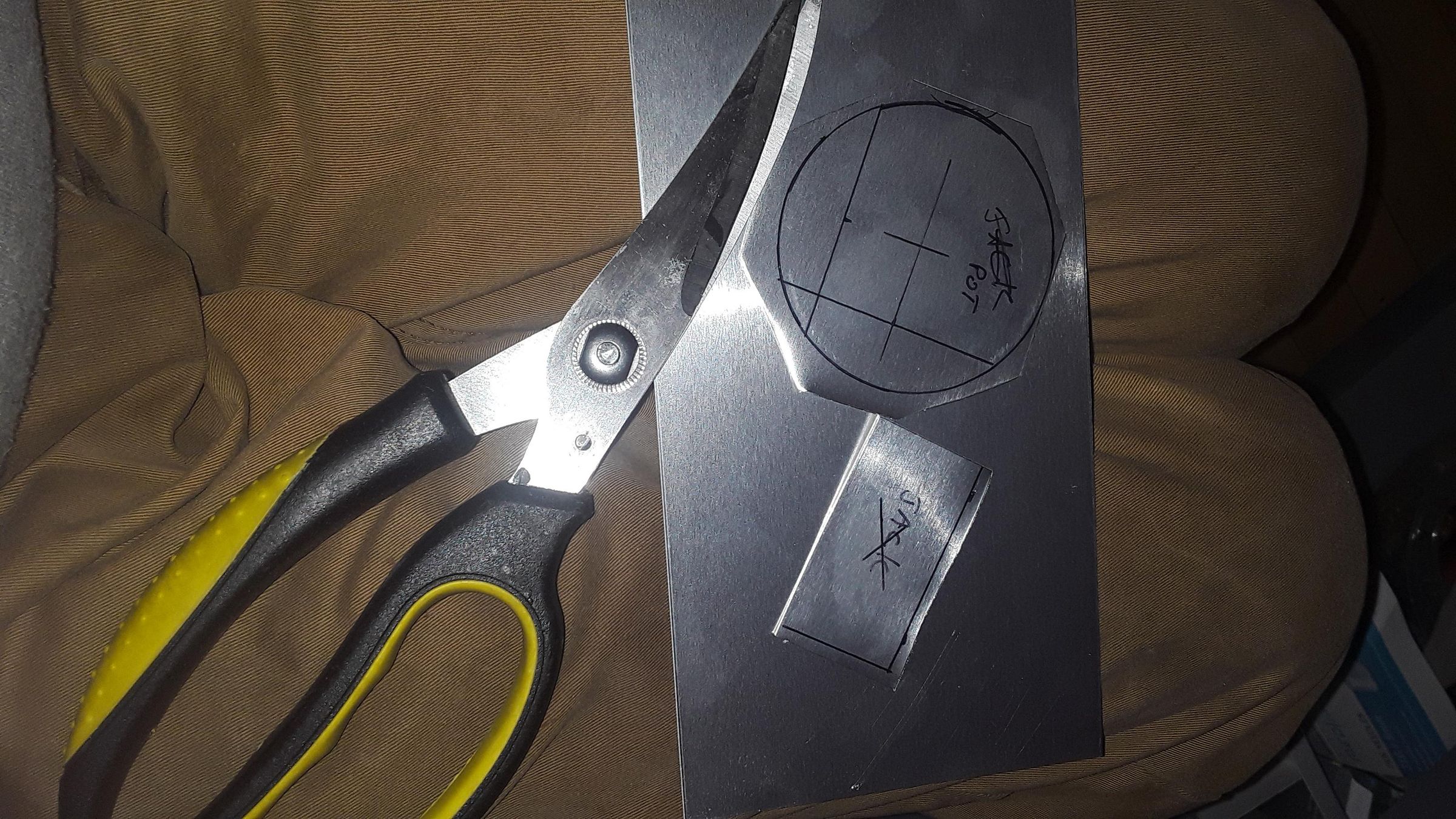 Electric Diddley Bow : 6 Steps (with Pictures) - Instructables