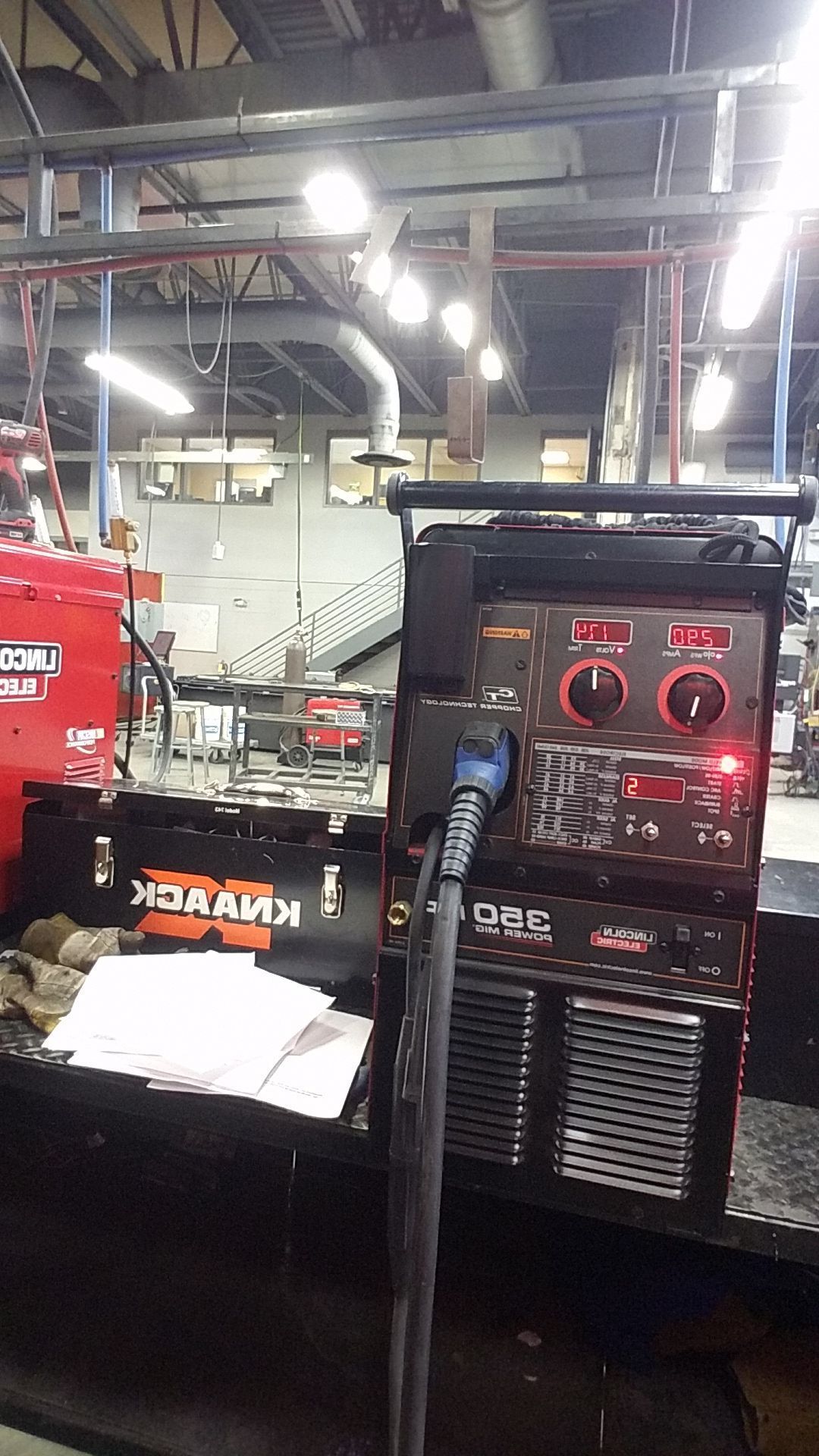 How to Turn on and Run a Welder : 6 Steps - Instructables