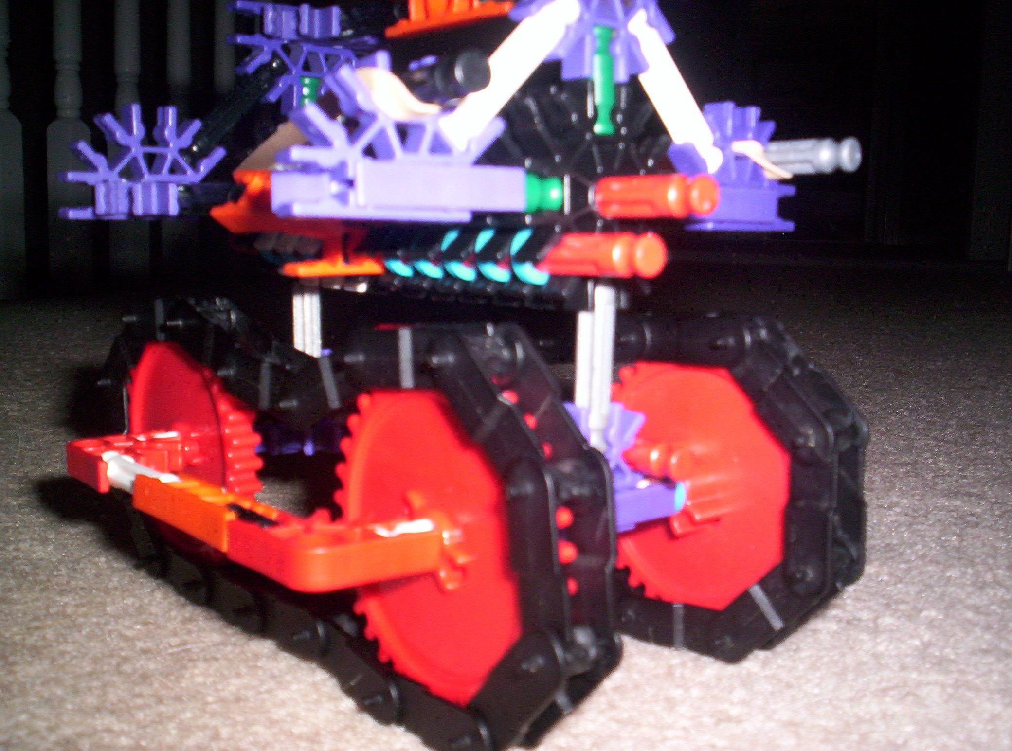 K'NEX Tank : 8 Steps - Instructables