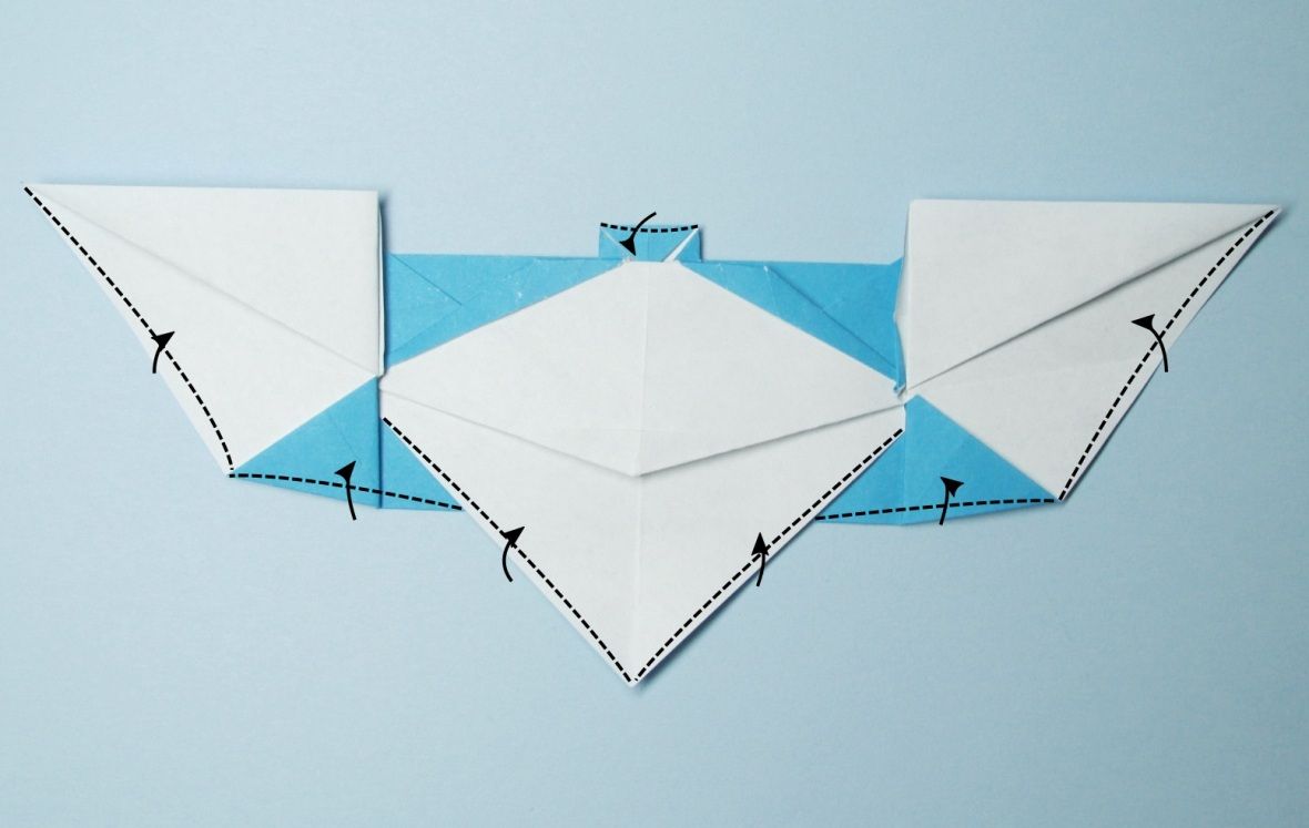 How to Fold an Origami Batarang From the Dark Knight : 8 Steps (with ...