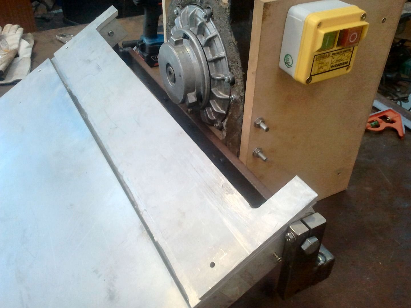 BIG Disk Sander: Build, Use and Tips : 36 Steps (with Pictures ...