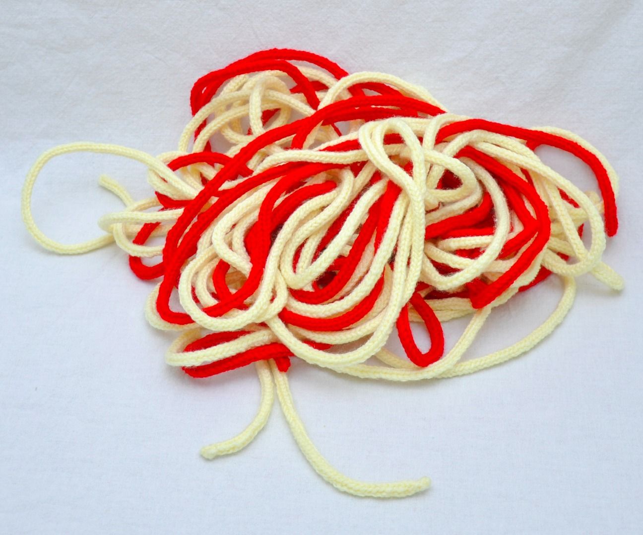 Spaghetti and Meatball Knit Scarf : 9 Steps (with Pictures) - Instructables