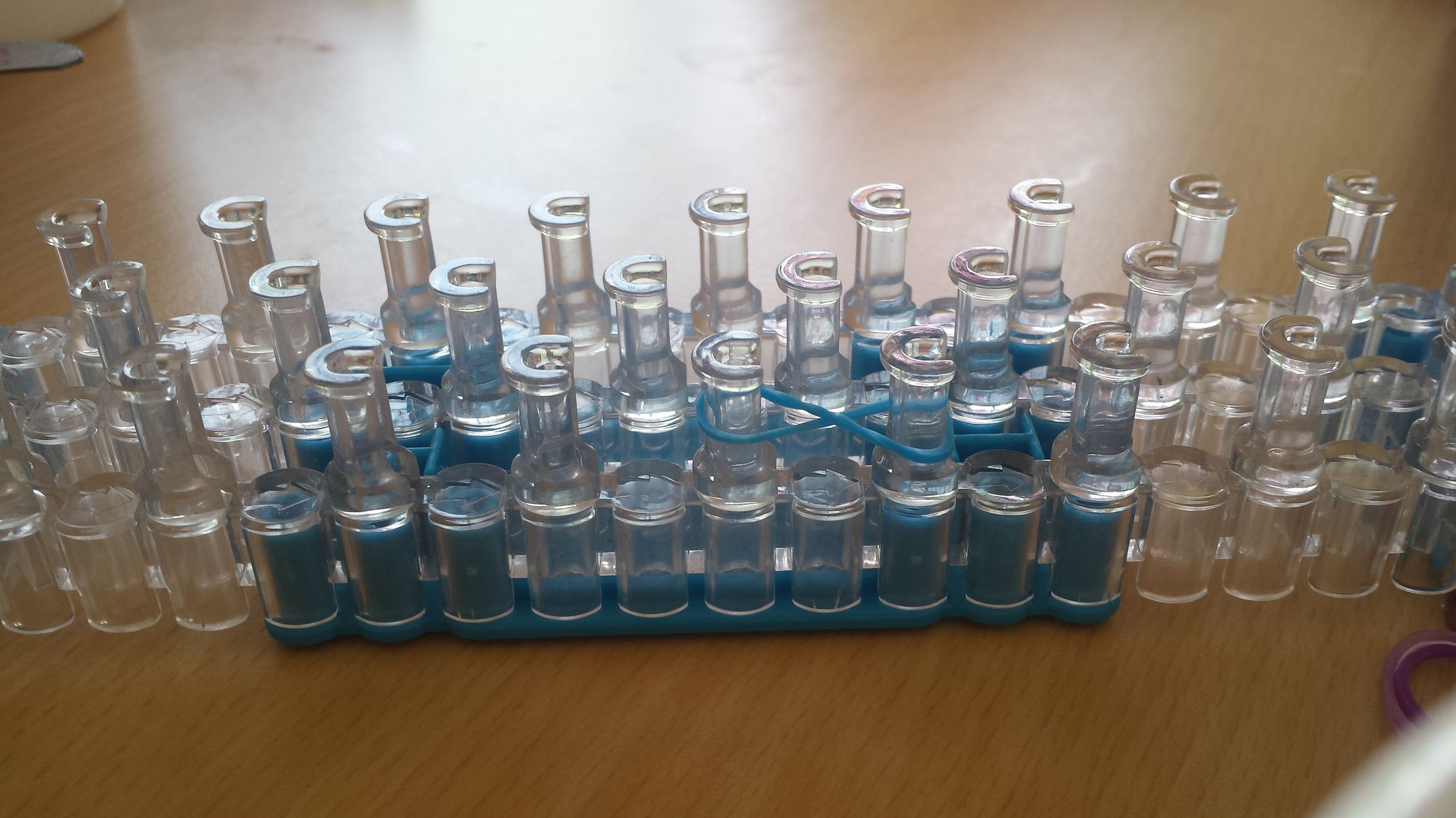 Rainbow Loom Inverted Fishtail : 5 Steps - Instructables