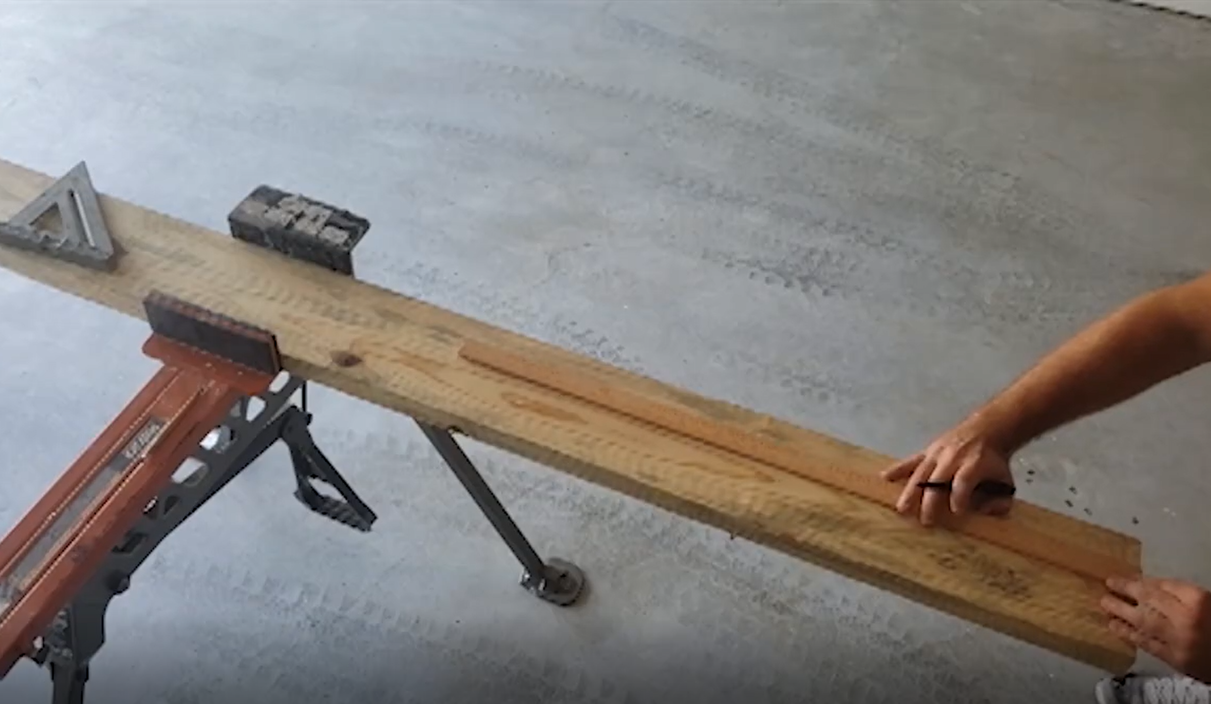 DIY Wicked Witch Broom : 13 Steps (with Pictures) - Instructables