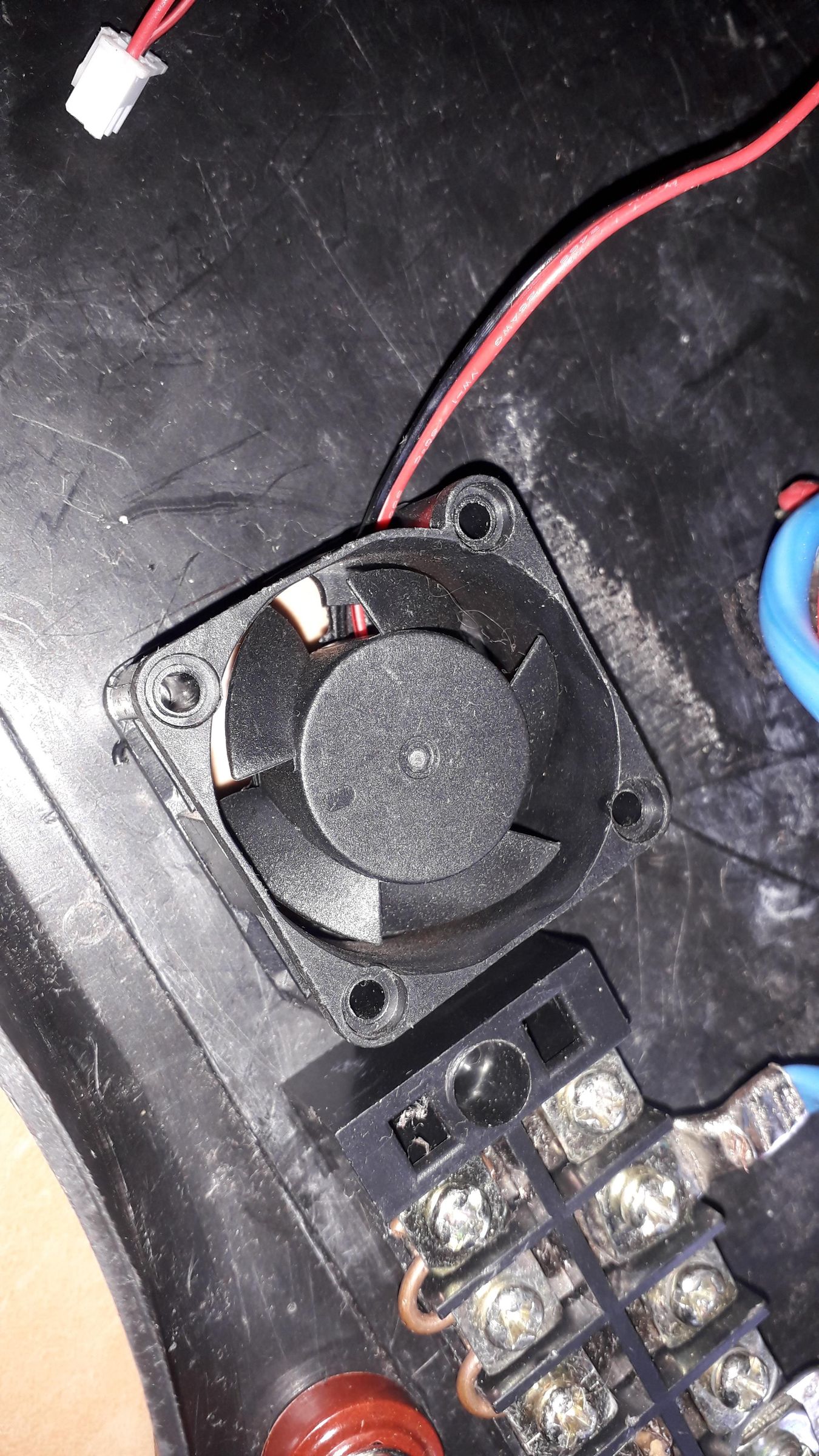 DIY Portable Power Box for Camping Using Cheap Components : 12 Steps ...