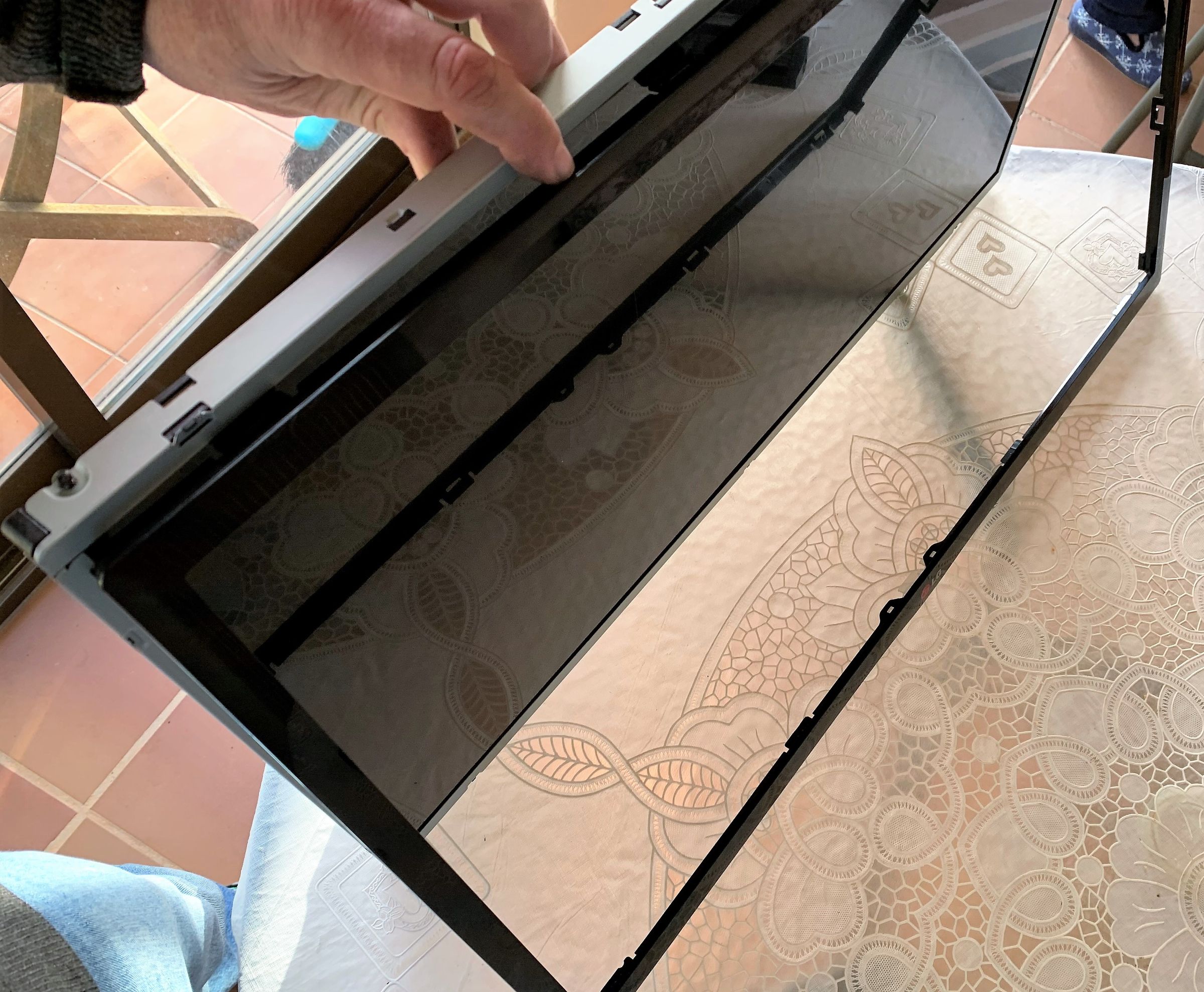 LG 32 TV Repair (Led Strips Change) : 5 Steps (with Pictures ...