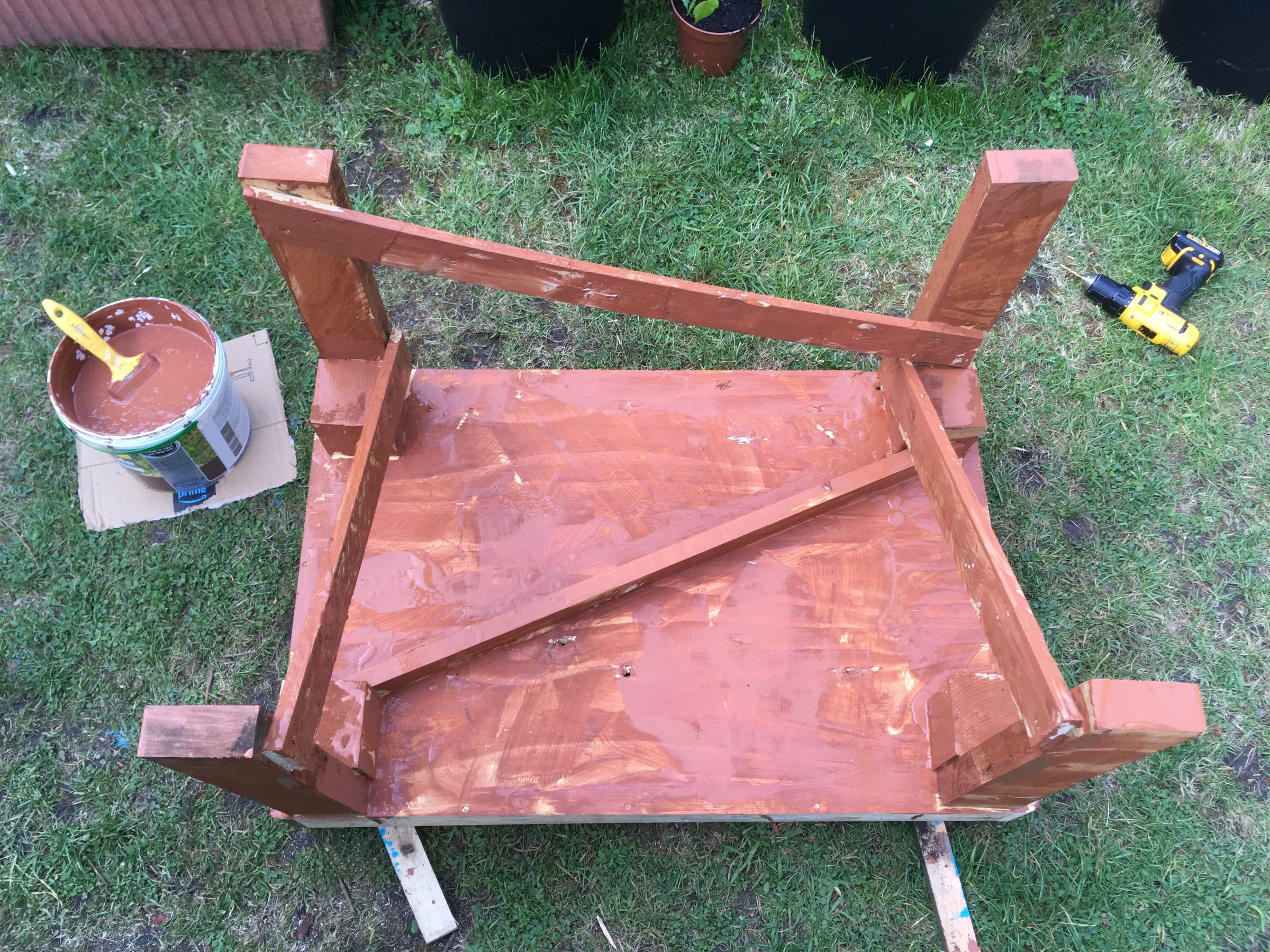 Quick & Cheap Outdoor Water Tray for Kids : 16 Steps (with Pictures ...