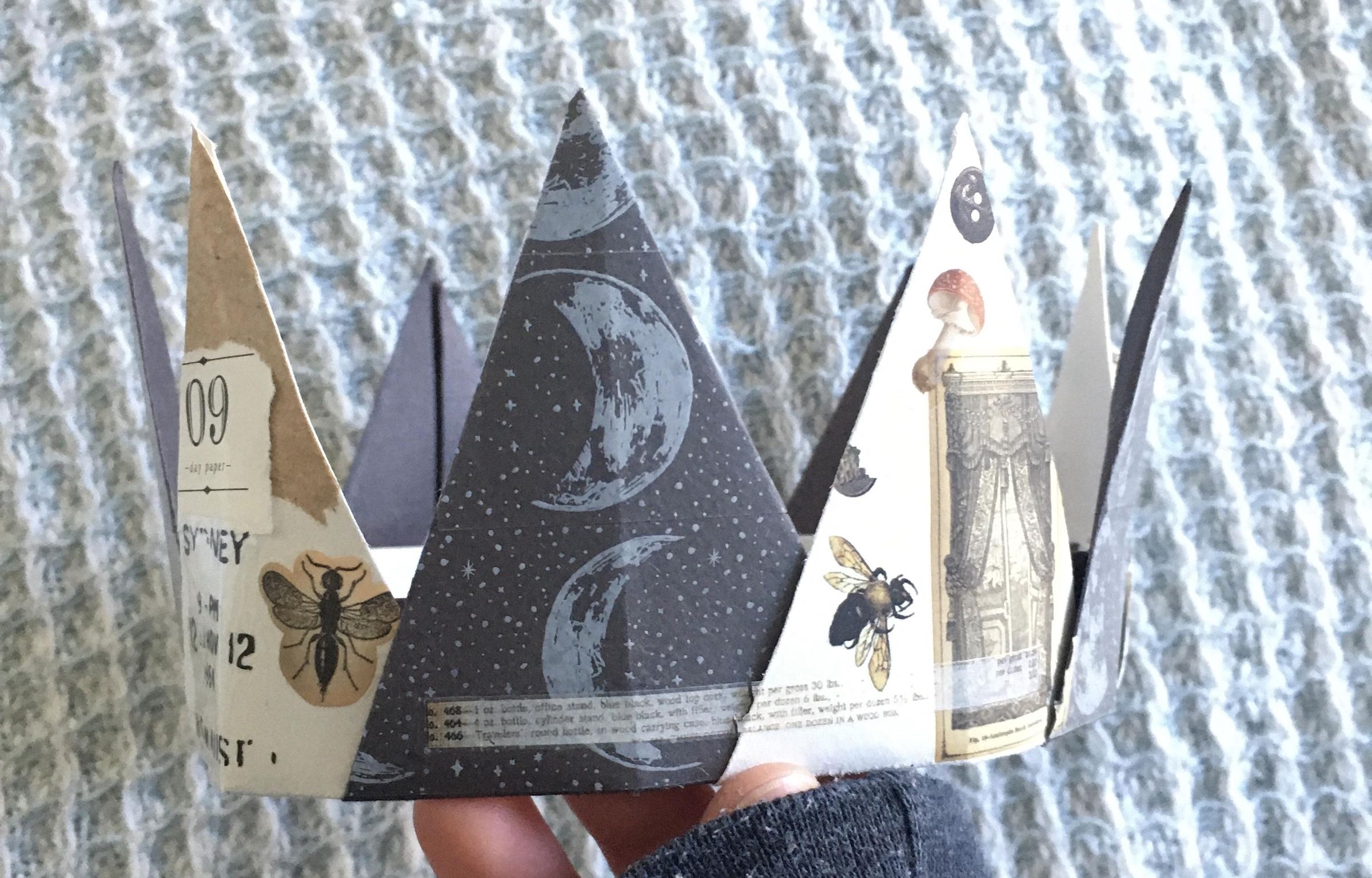 How to Make a Paper Crown : 11 Steps (with Pictures) - Instructables