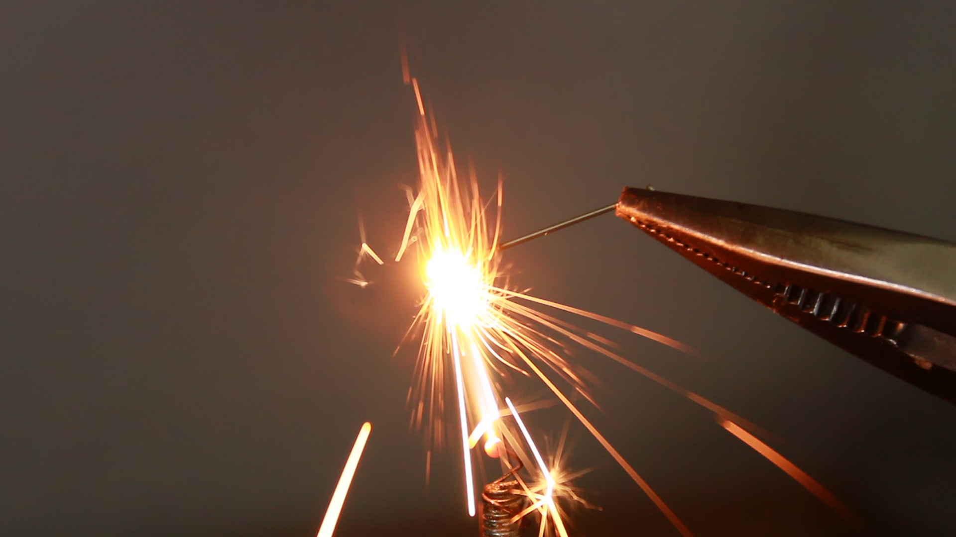 Making the Ultimate Class-E Musical Tesla Coil (Single-FET SSTC) | a ...