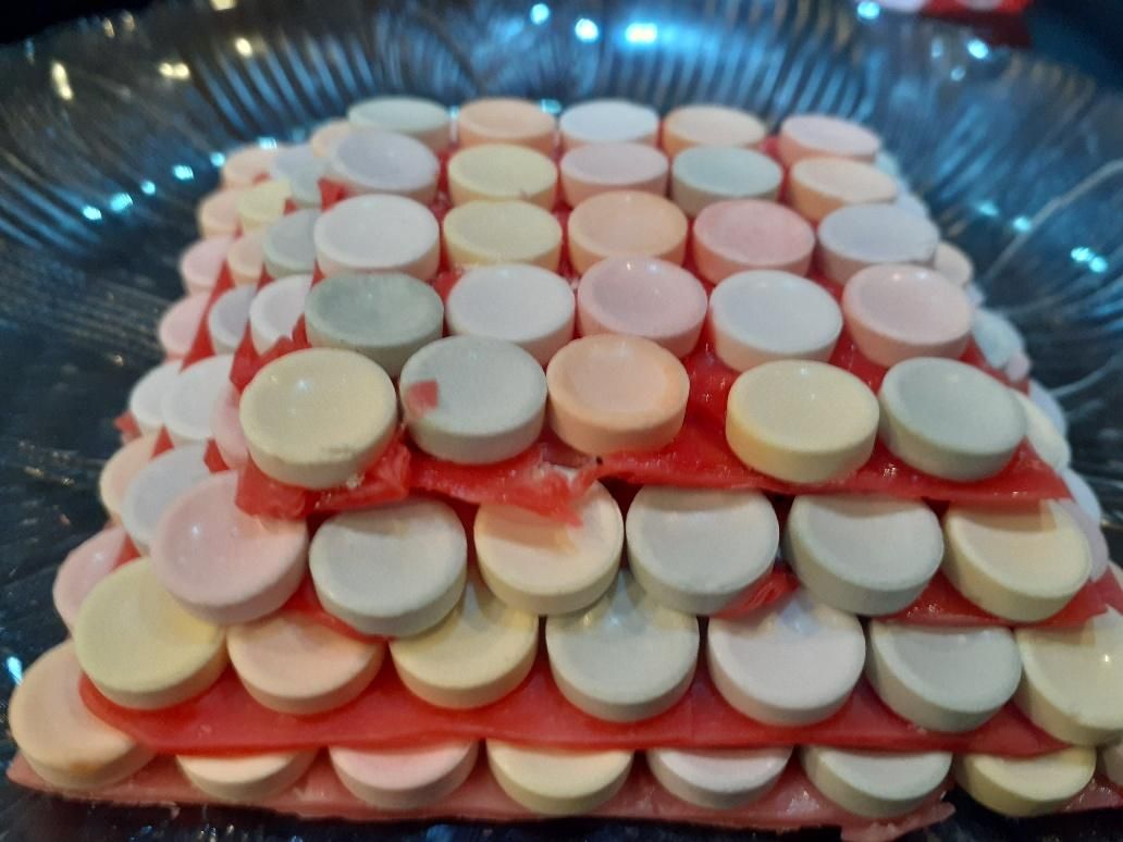 The Great Smarties Pyramid : 3 Steps - Instructables