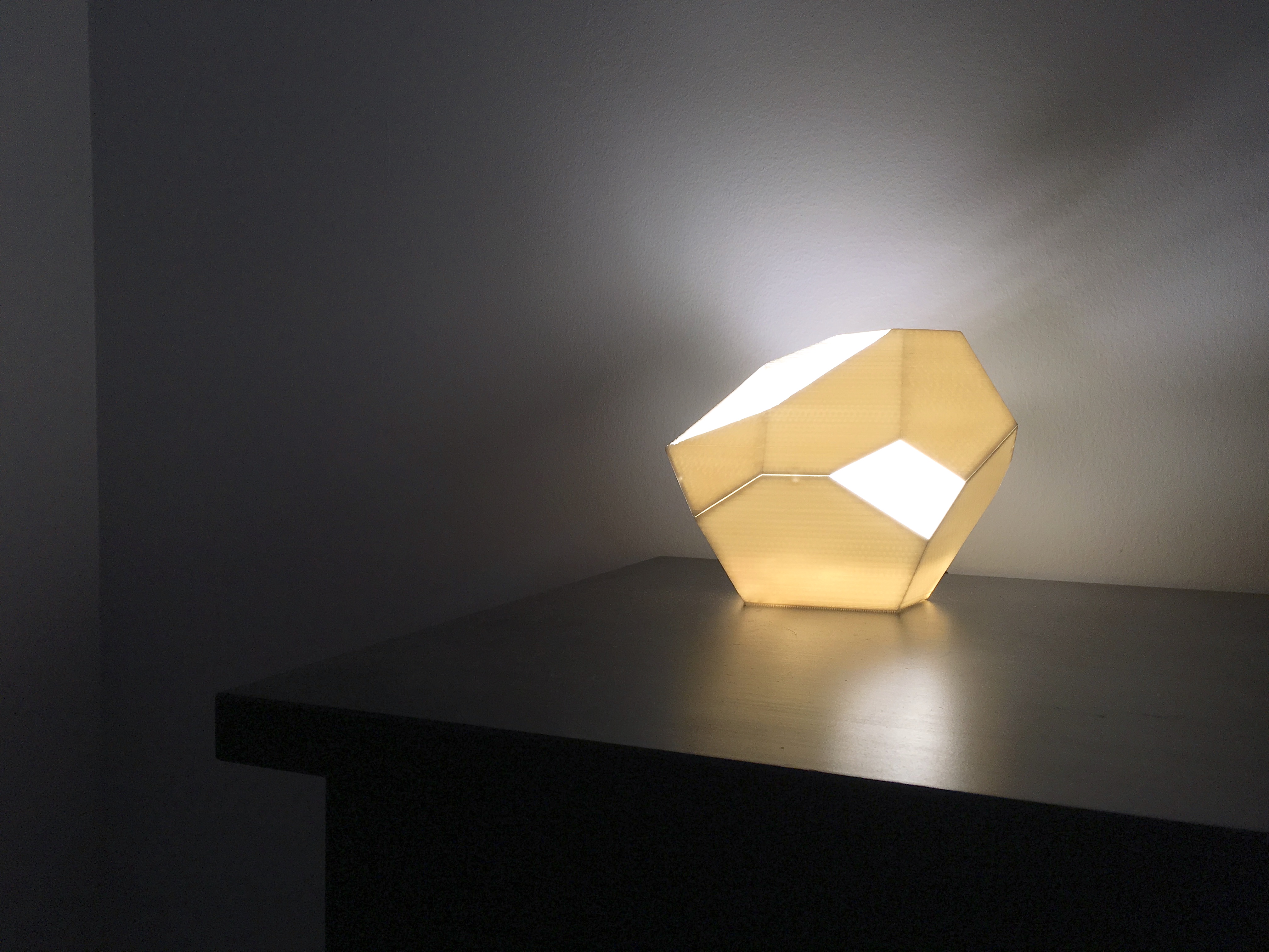 Low-Poly Geometric Lamp : 16 Steps (with Pictures) - Instructables