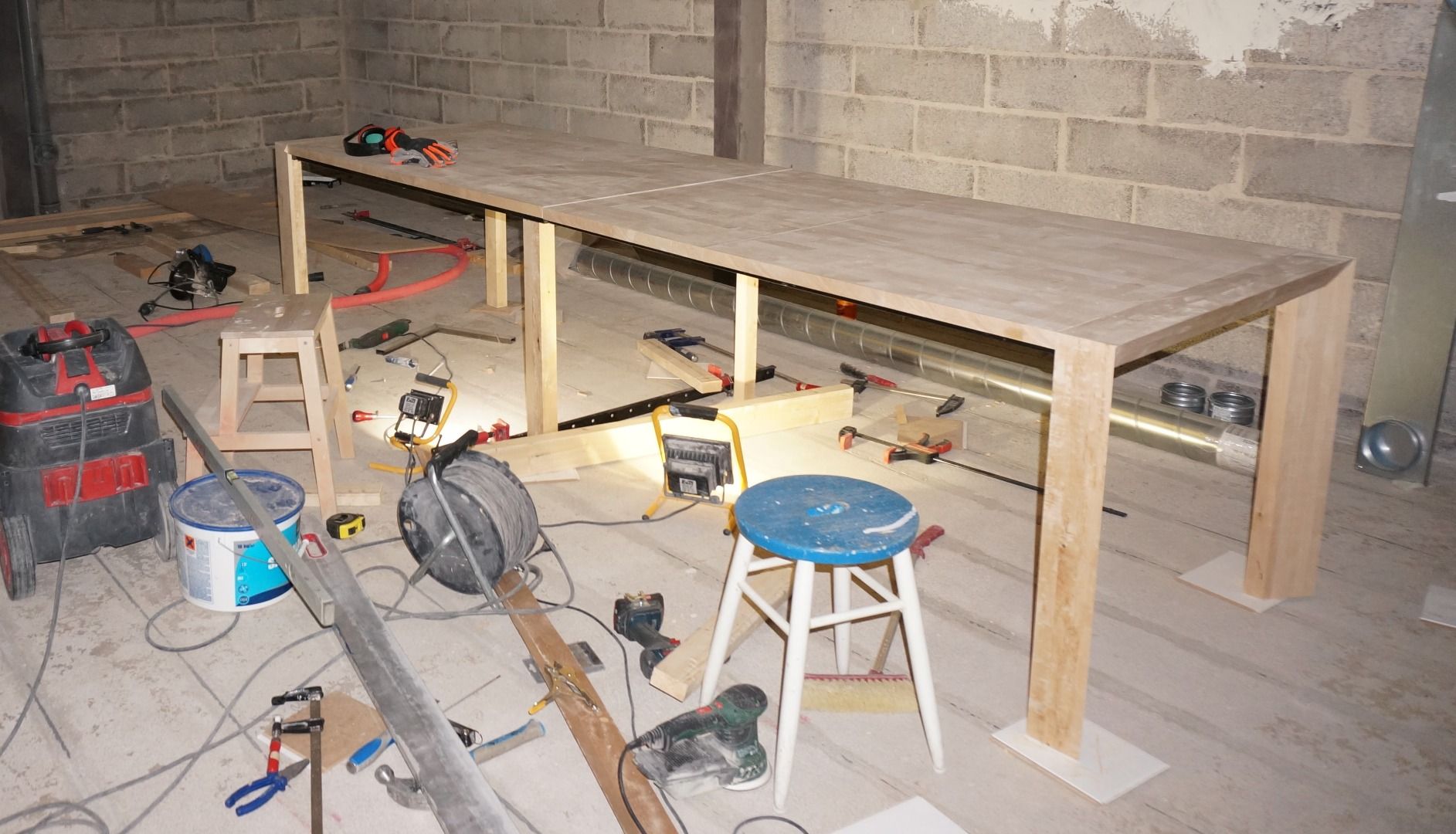 Extendable Dining Table With Extra Leg Room : 4 Steps (with Pictures ...