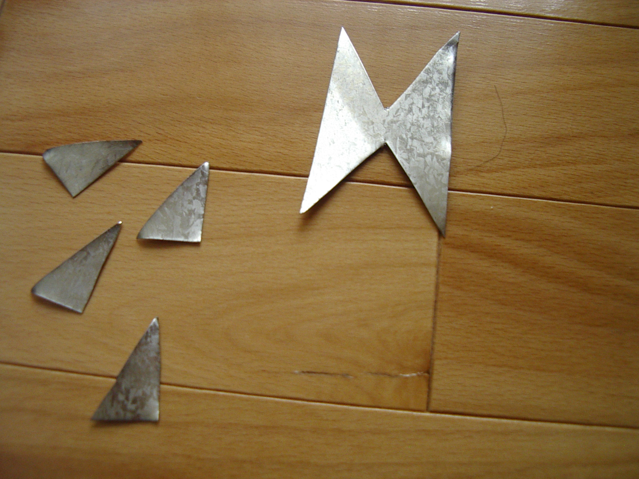 Ninja Caltrops : 5 Steps - Instructables