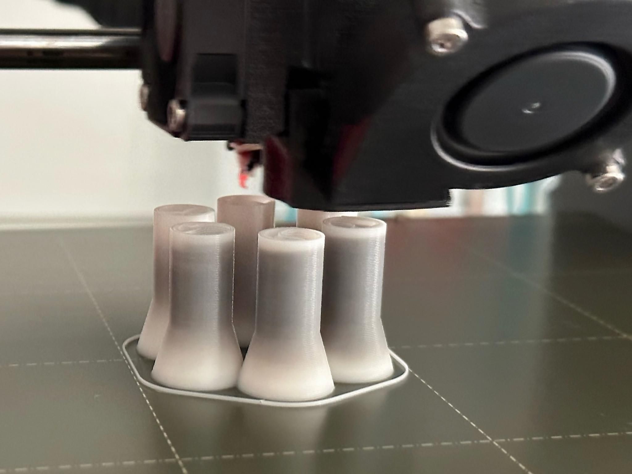 A Simple Way to Mold a Fluorescent Glue Sticks or Crayon Using Fusion ...