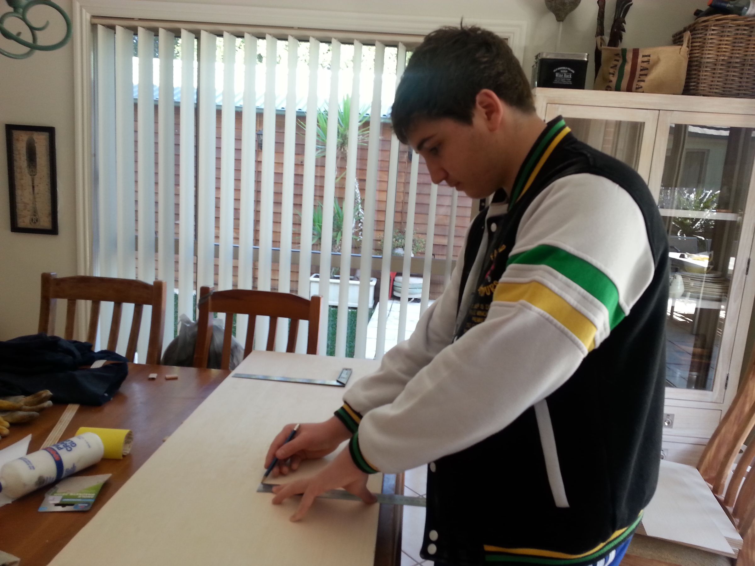 Multi-purpose Entertainment Unit : 6 Steps (with Pictures) - Instructables