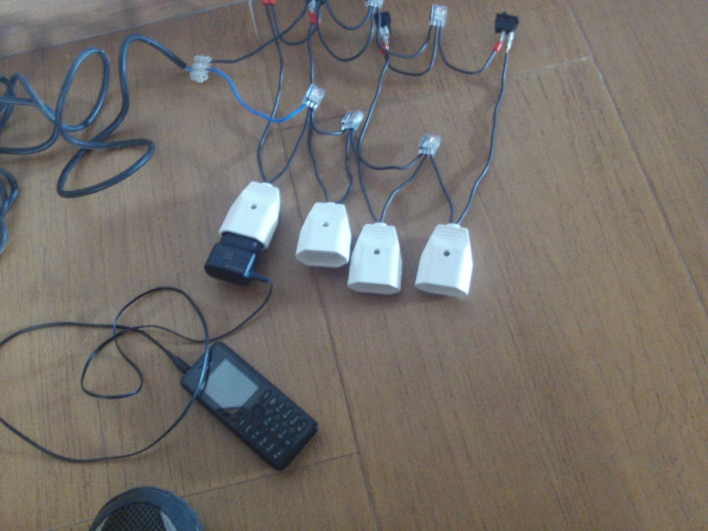 Charging Station With Individual Switches : 8 Steps (with Pictures ...