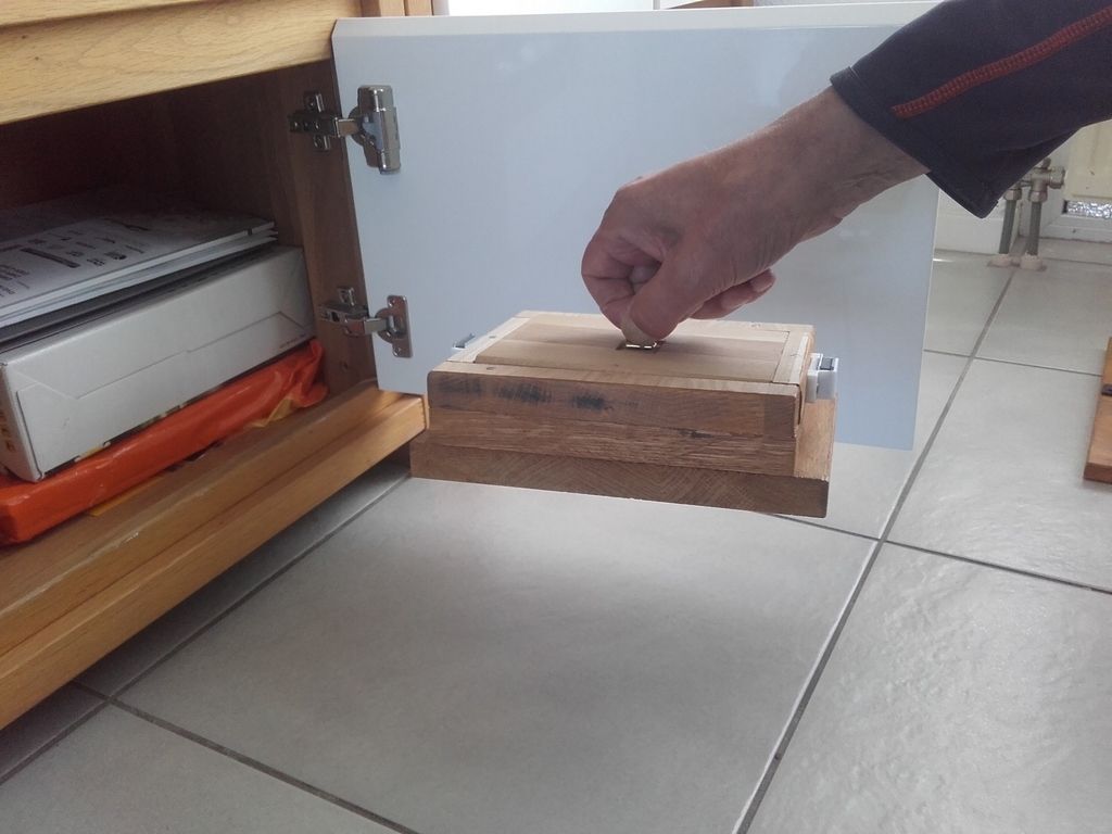Hidden Box With Secret Opening Mechanism : 9 Steps (with Pictures ...